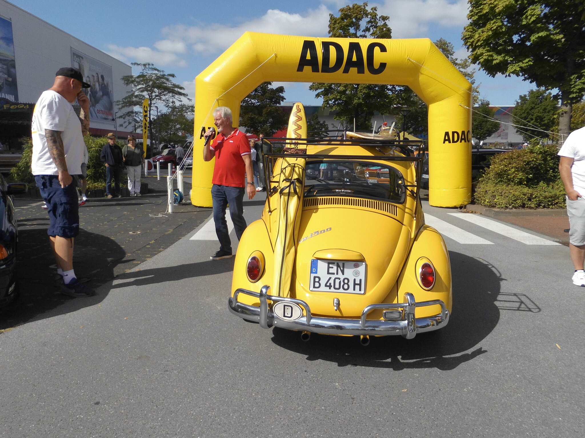 ADAC Youngtimertreffen Ruhr, Ostermann: Alte Schätzchen ziehen großes ...
