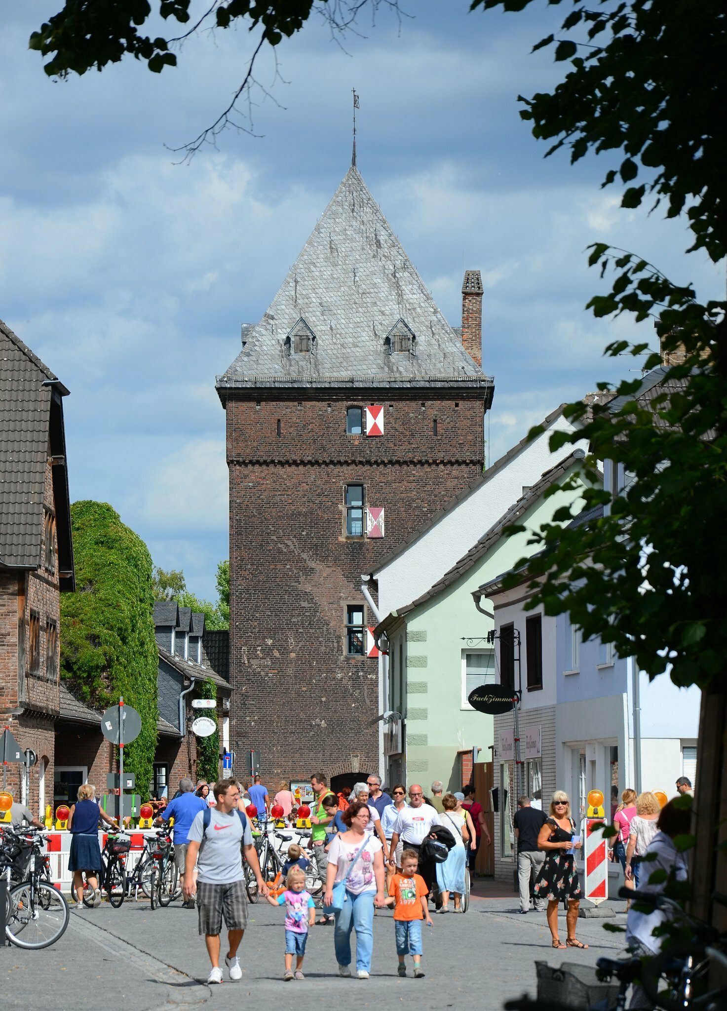 Frohnstraße bis Samstag, 10. September, gesperrt: "Bauliche ...