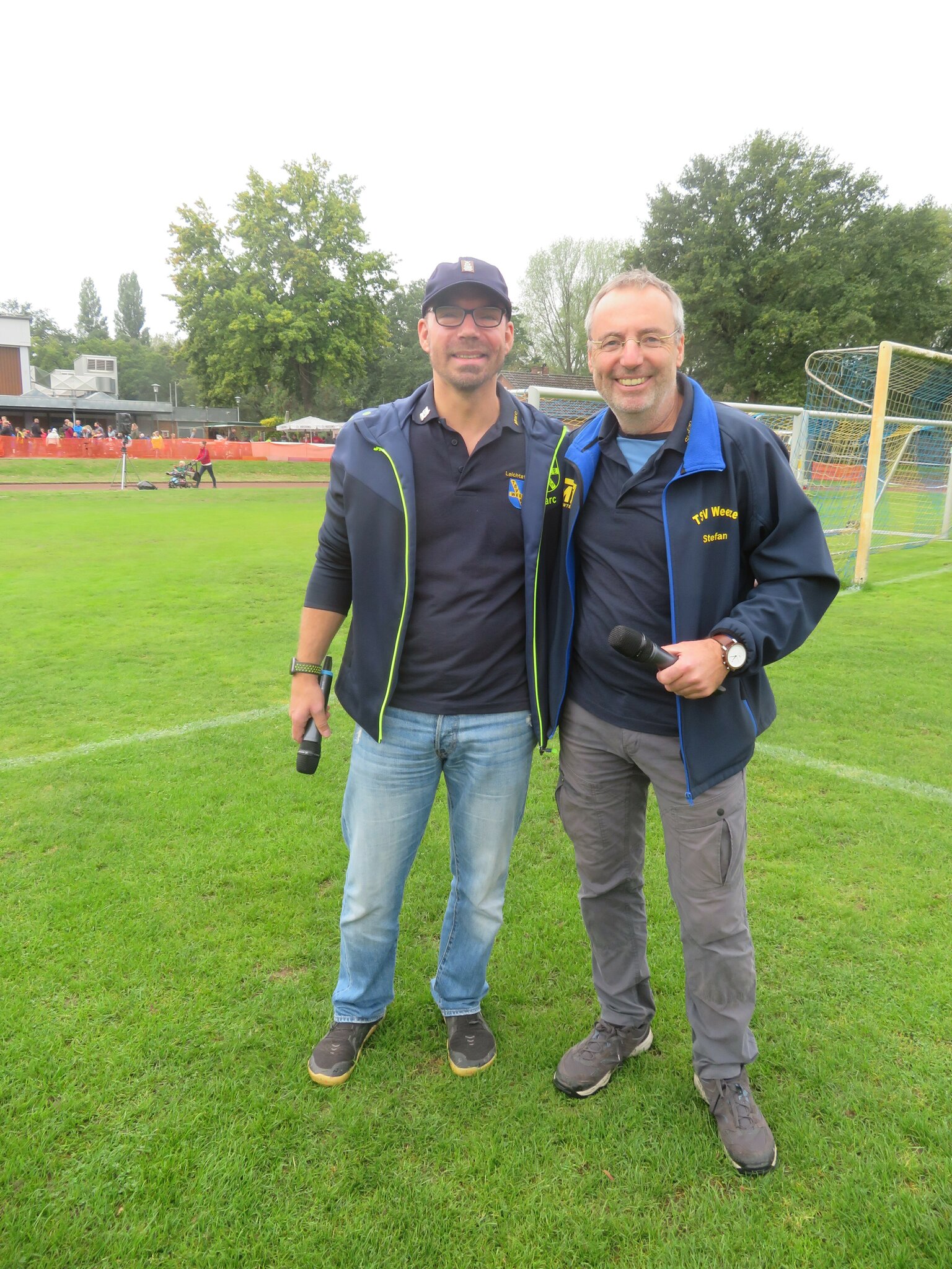 Eine schöne Fotogalerie zum Weezer Staffellauf: Genau 100 Staffeln ...