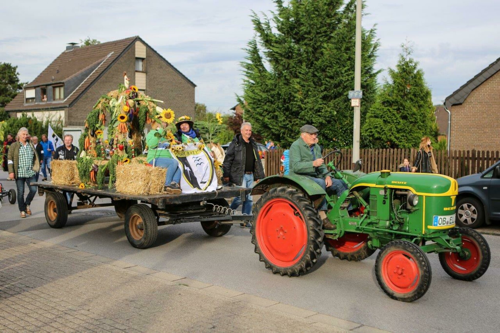 Königshardt feiert: Fünf Tage Wottelkirmes - Oberhausen