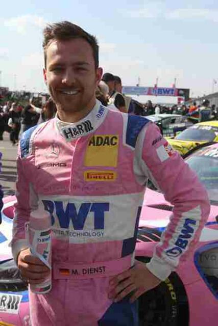 Motorsport: Piloten von Jörg van Ommen auf dem Siegerpodest aber ...