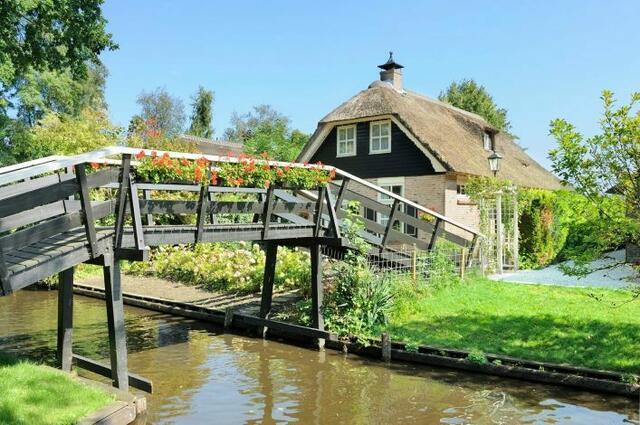 DAS ANDERE HOLLAND: Giethoorn - das Venedig des Nordens - Wesel