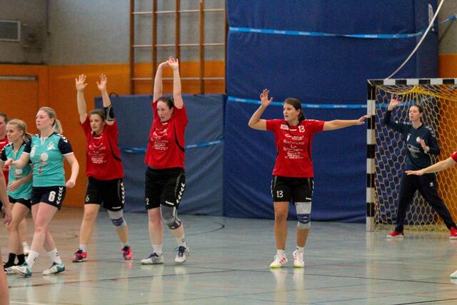 HSG 2. Damen Punkte bleiben beim HCE: Auswärts Niederlage der HSG 2 ...