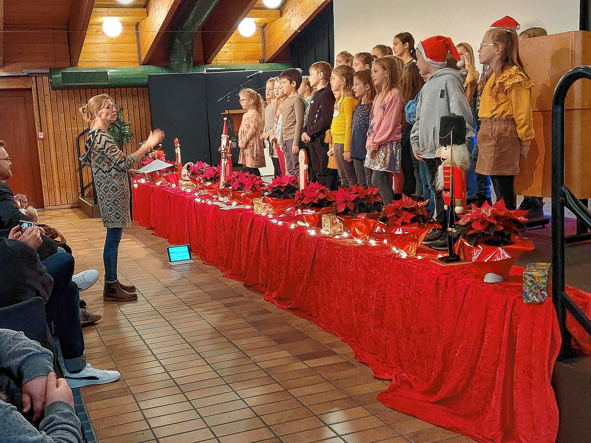 Gemeinsames Singen: BAB lud am 1. Advent zum gemeinsamen Liedersingen ...