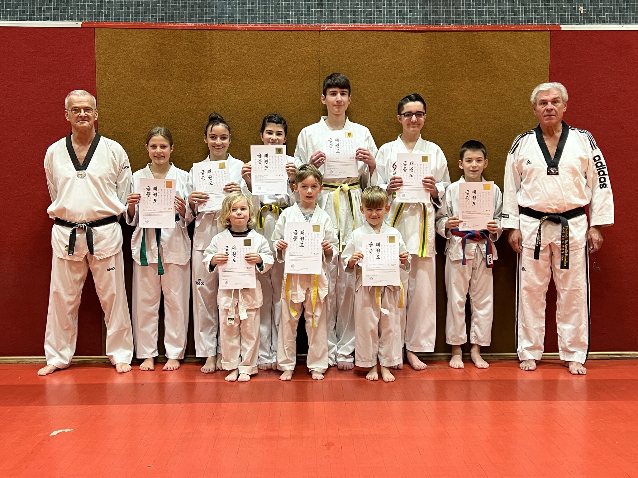 Prüfung des DJK Arminia Oberhausen: Neue Gürtelfarben in Dezember - Oberhausen