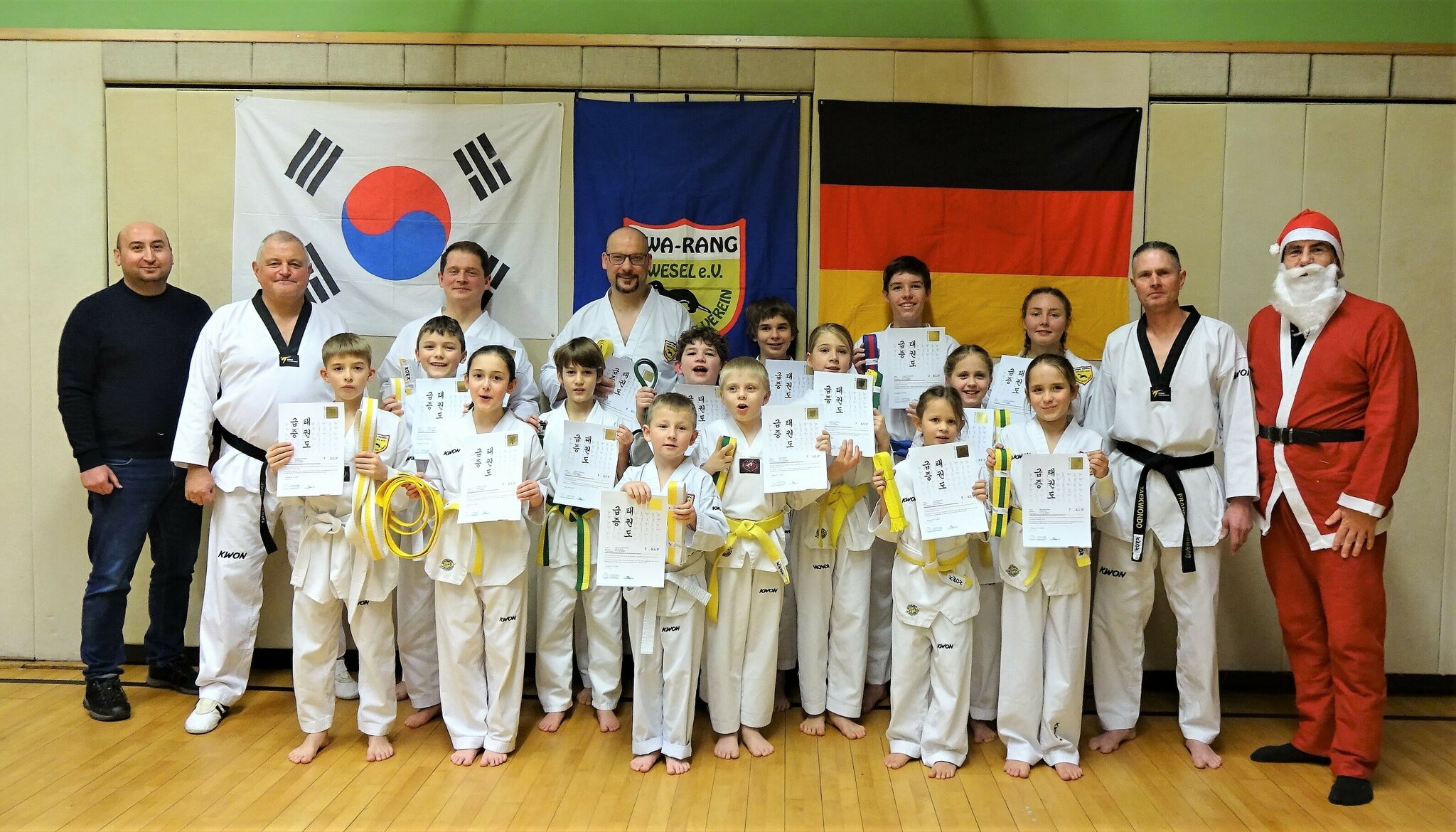 Gürtelprüfung beim Hwa-Rang (Taekwondo): Theoretisches Wissen und ...