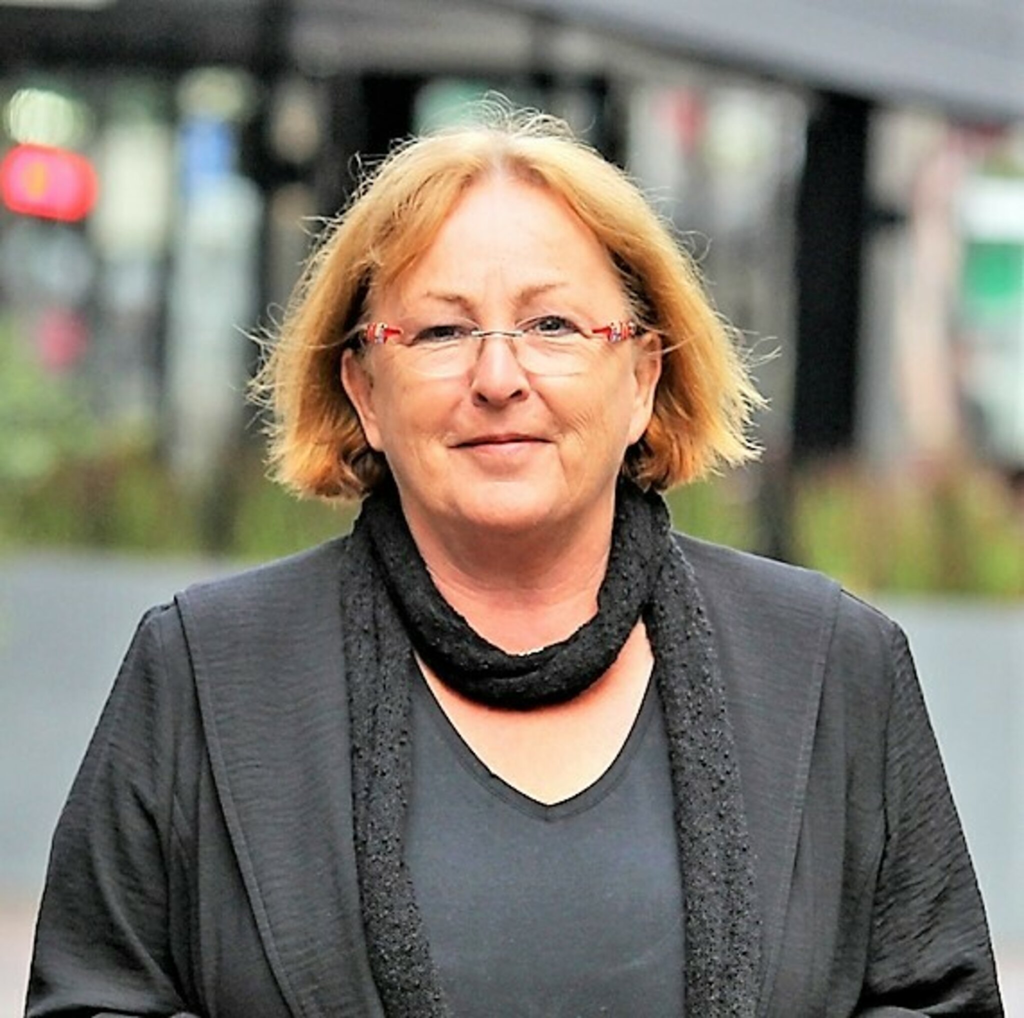 Nachruf zum Tod von Cornelia Lesemeister: "... eine positive ...