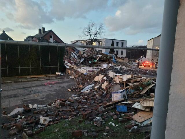Haus nach Explosion eingestürzt: Explosion in Bochum letzter Stand ...