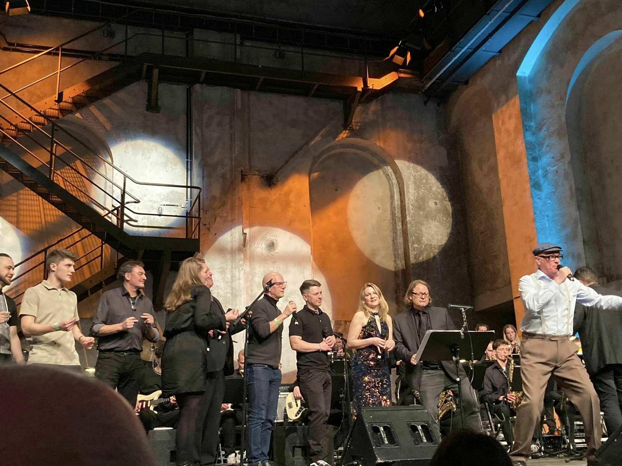 Jubiläumskonzert in der Gebläsehalle ausverkauft: Standing Ovations für ...