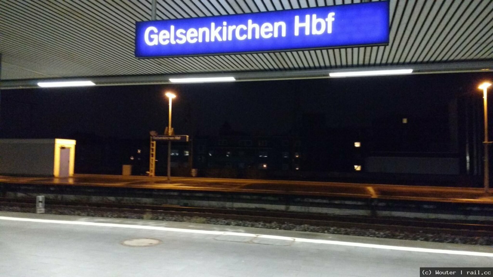 Straßenraub am Hauptbahnhof: 14-jähriger Jugendlichen wurde Opfer eines Straßenraubes ...