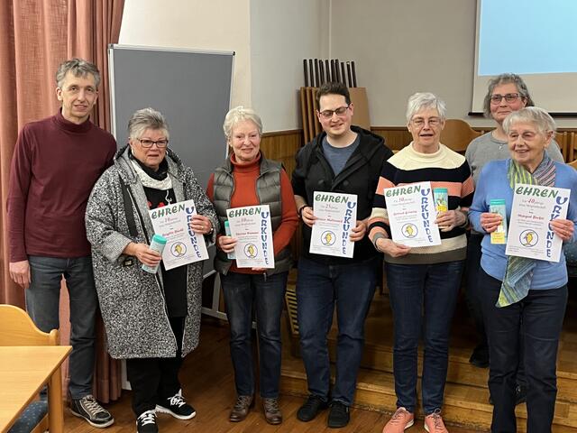 Jahreshauptversammlung bestätigt Vorstand des Schwimmvereins Borbeck 61 ...