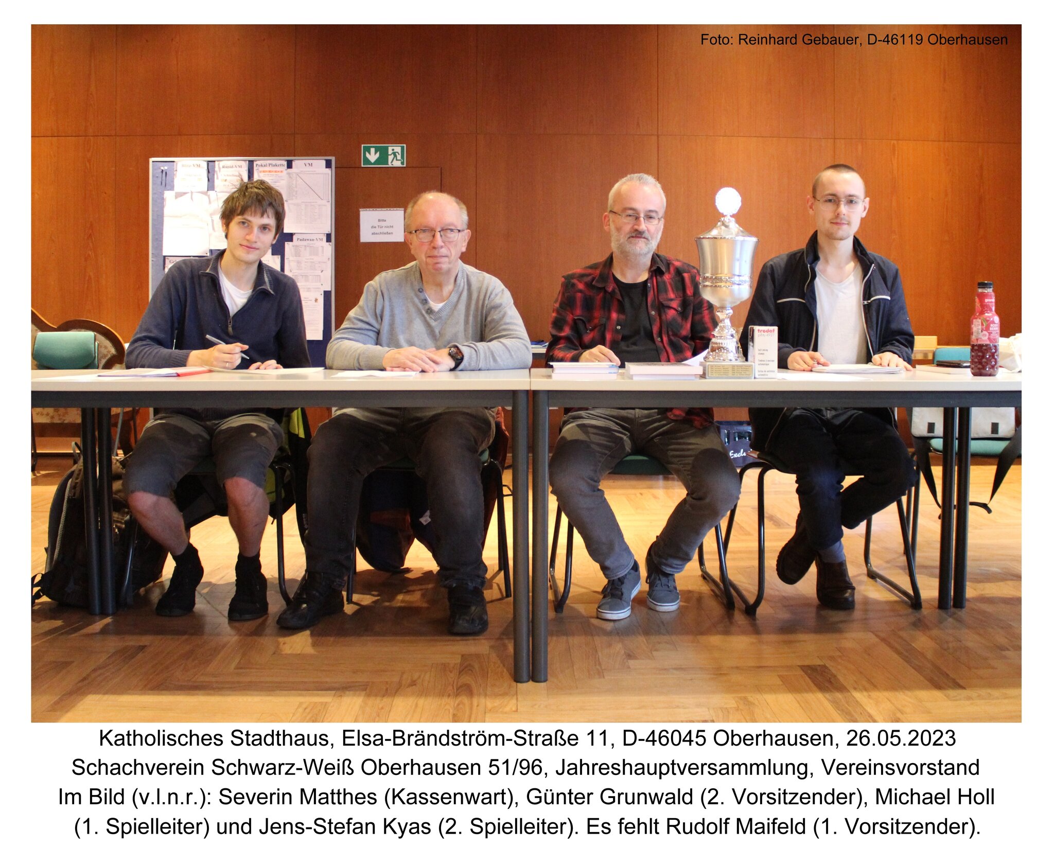 Jahreshauptversammlung: Schachverein Schwarz-Weiß Oberhausen 51/96 ...