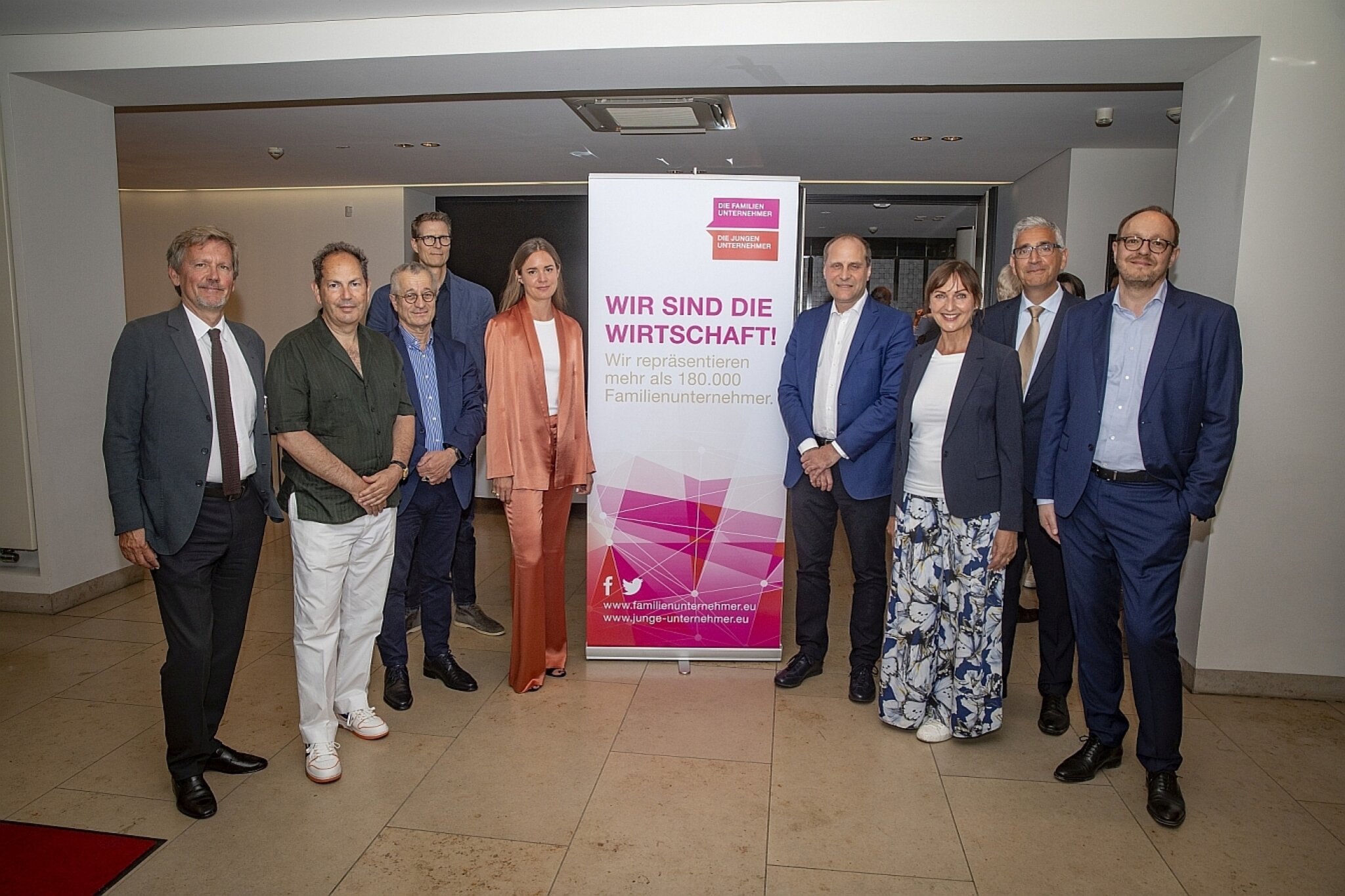 DIE FAMILIENUNTERNEHMER: Podiumsdiskussion „Kunst als Invest - taugt ...