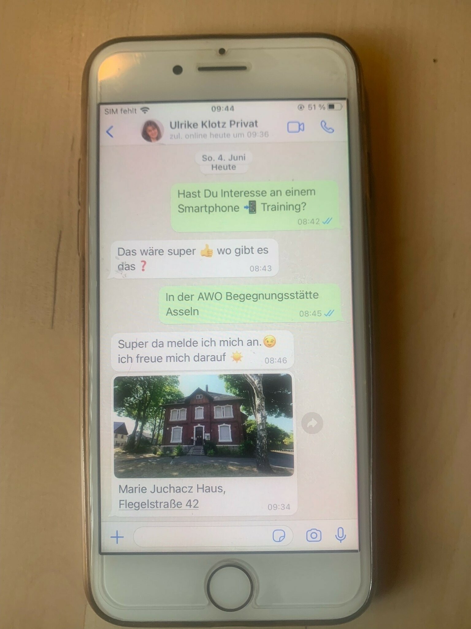 Smartphone Sprechstunde in Asseln: Begegnung VorOrt Brackel und die AWO Asseln/Husen/Kurl laden ...