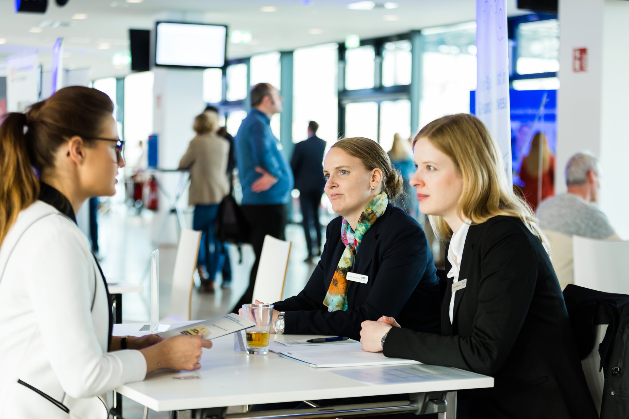 Jobcenter Oberhausen: Job-Speed-Dating: Im 10-Minuten-Takt zum neuen ...