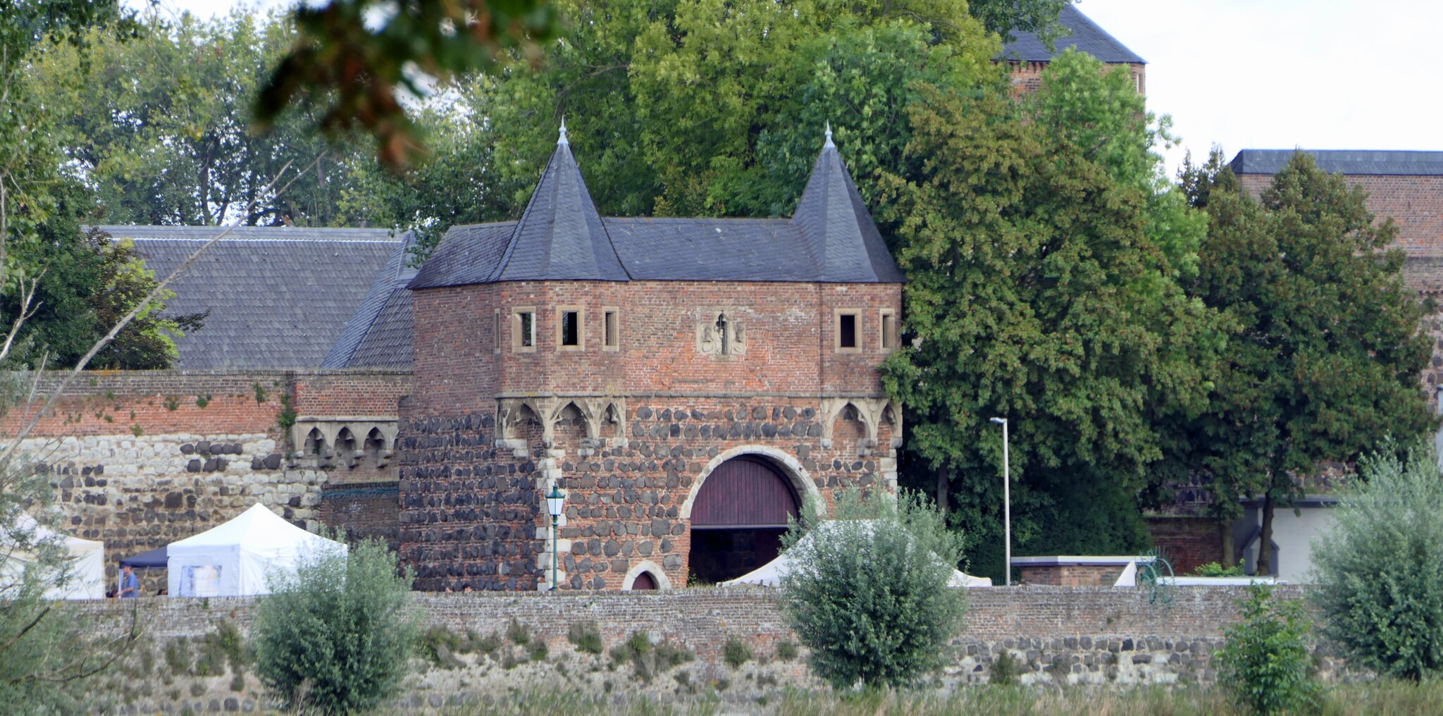 In Zons: City von Zons - Duisburg