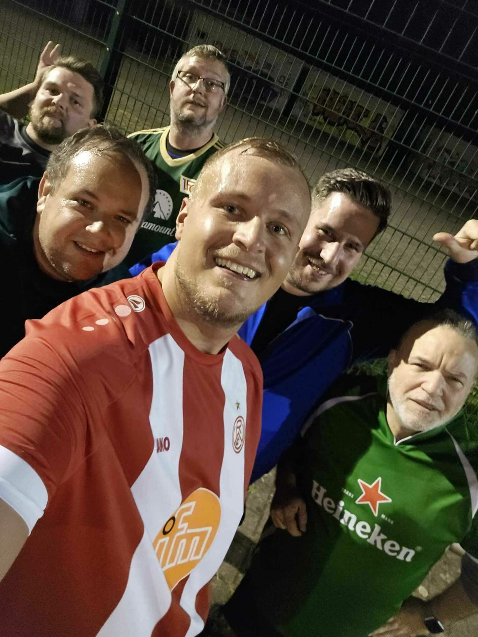 Mannschaft für die ÜFL: 1. Training des ÜFL-Teams am Mittwochabend - Essen