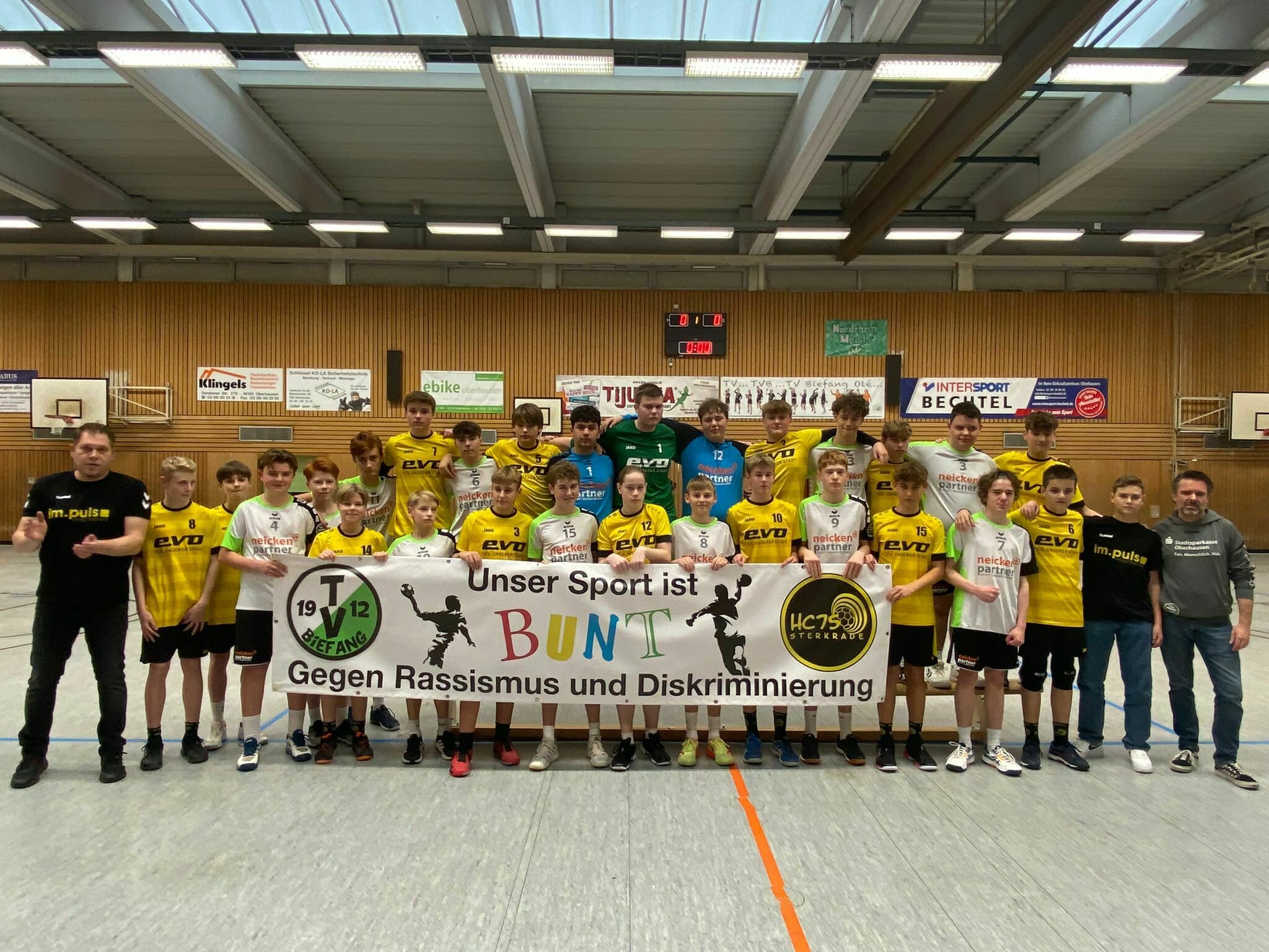 Handball HC Sterkrade 75 / TV Biefang: Handballer setzen gemeinsames ...