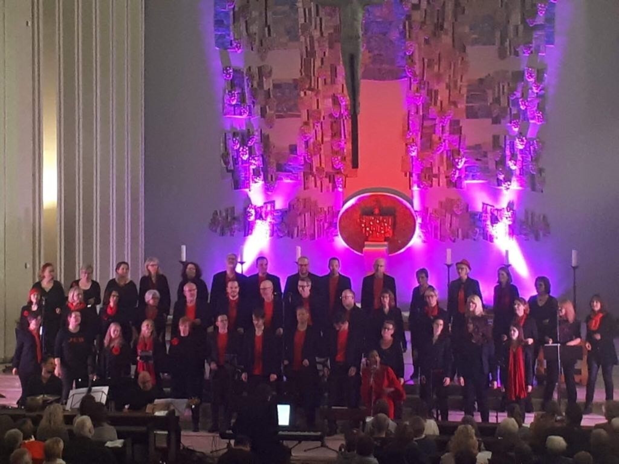 Jubiläums Konzert 150 Jahre Chormusik: Junger Chor Beckhausen singt britische Weihnachtslieder ...