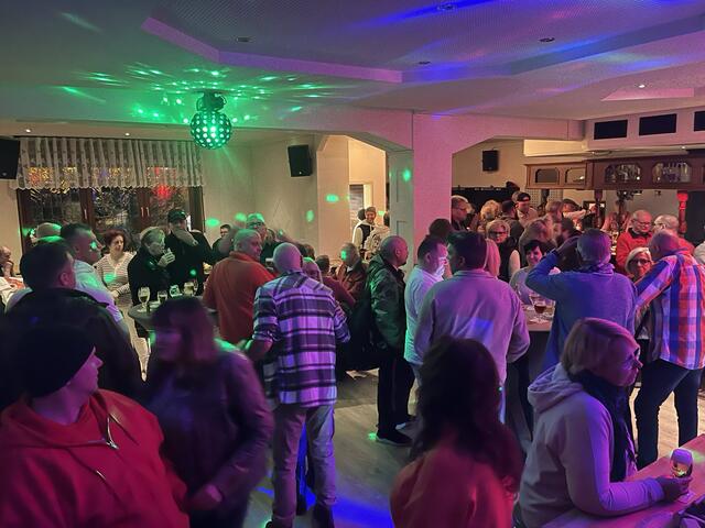 Altenessen feiert: Das „Filou“ erstrahlt in neuem Glanz - Essen-Nord