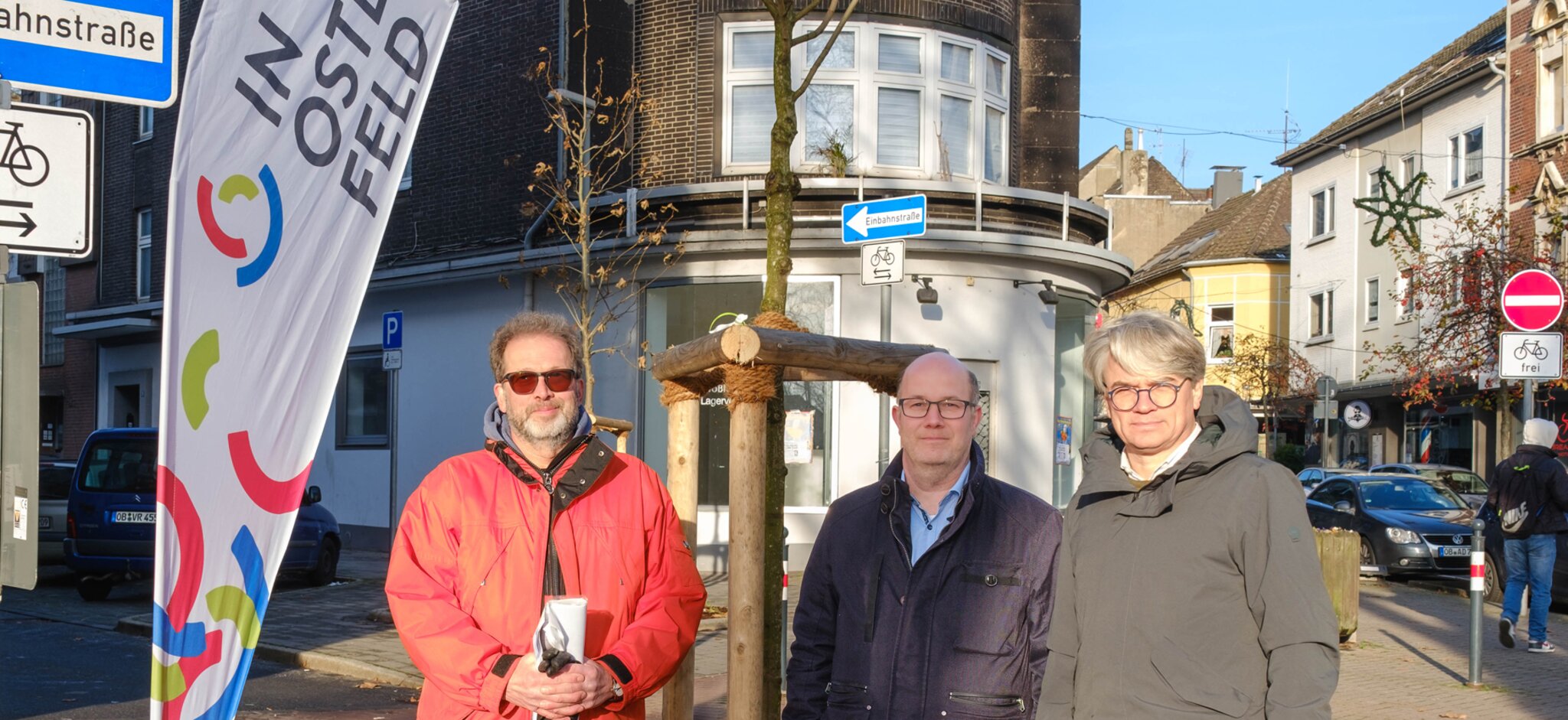Klimaschutz: Neue Straßenbäume im Osterfelder Zentrum gepflanzt ...