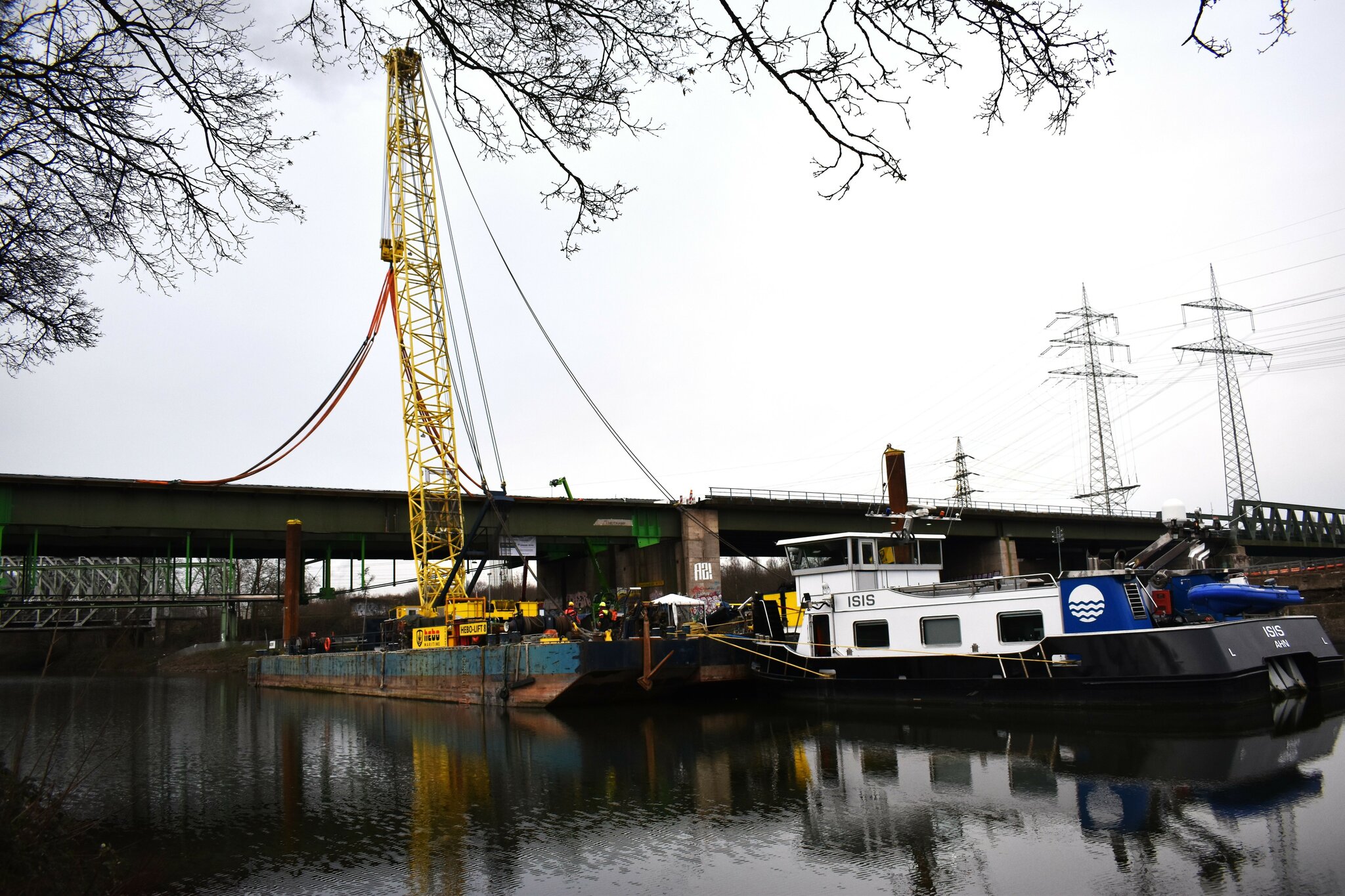 A 43 Ausbau: Erster maroder Brückenabschnitt abgebaut - Herne