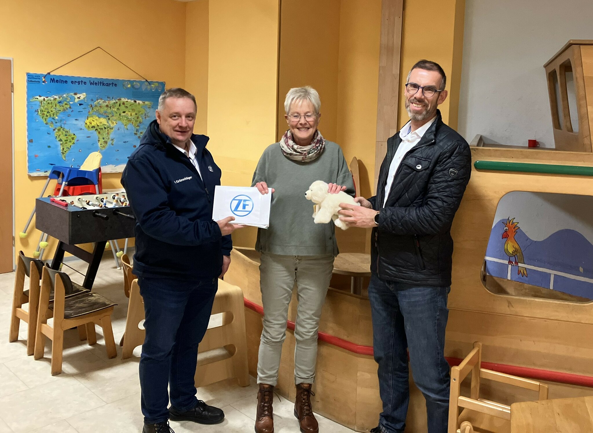 Spende ZF Witten Kinderschutzbund: Spendenübergabe ZF Witten an den ...