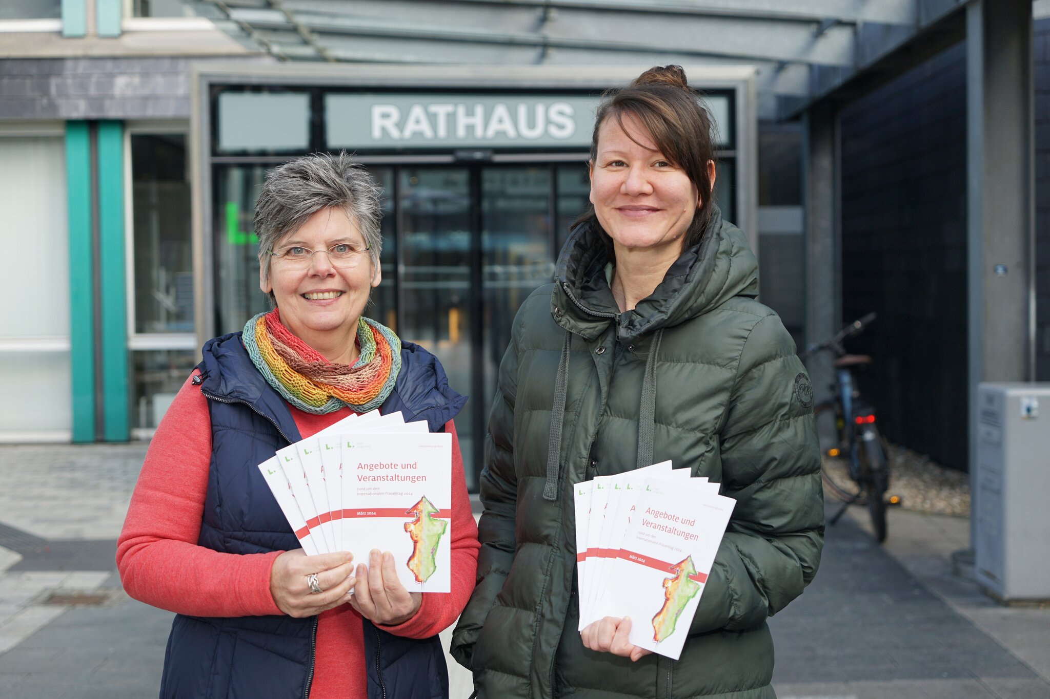 8. März in Langenfeld: Volles Programm für Frauen - Langenfeld (Rheinland)