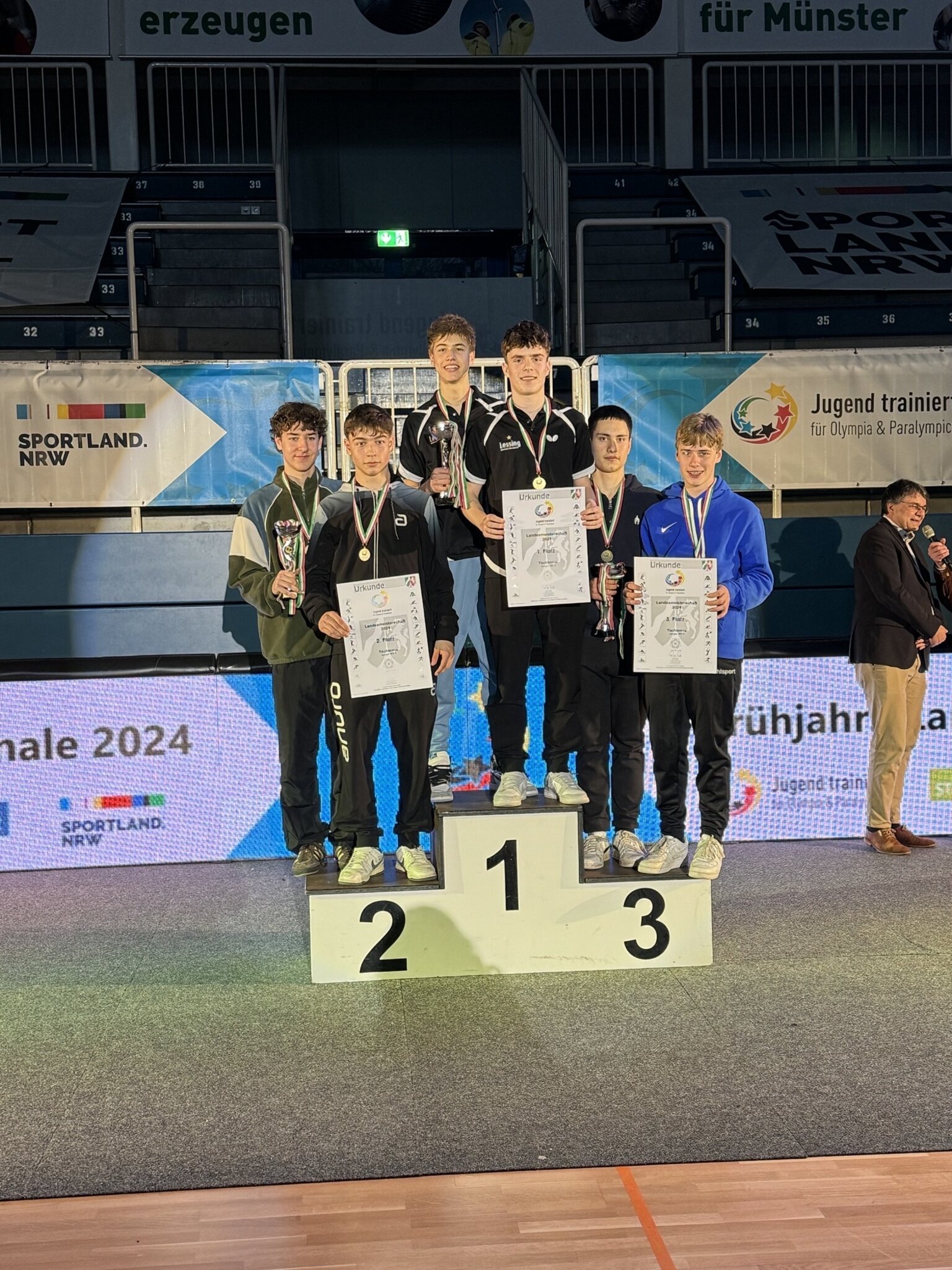 Jugend trainiert für Olympia & Paralympics: Lessing-Team sichert sich den Tischtennis ...