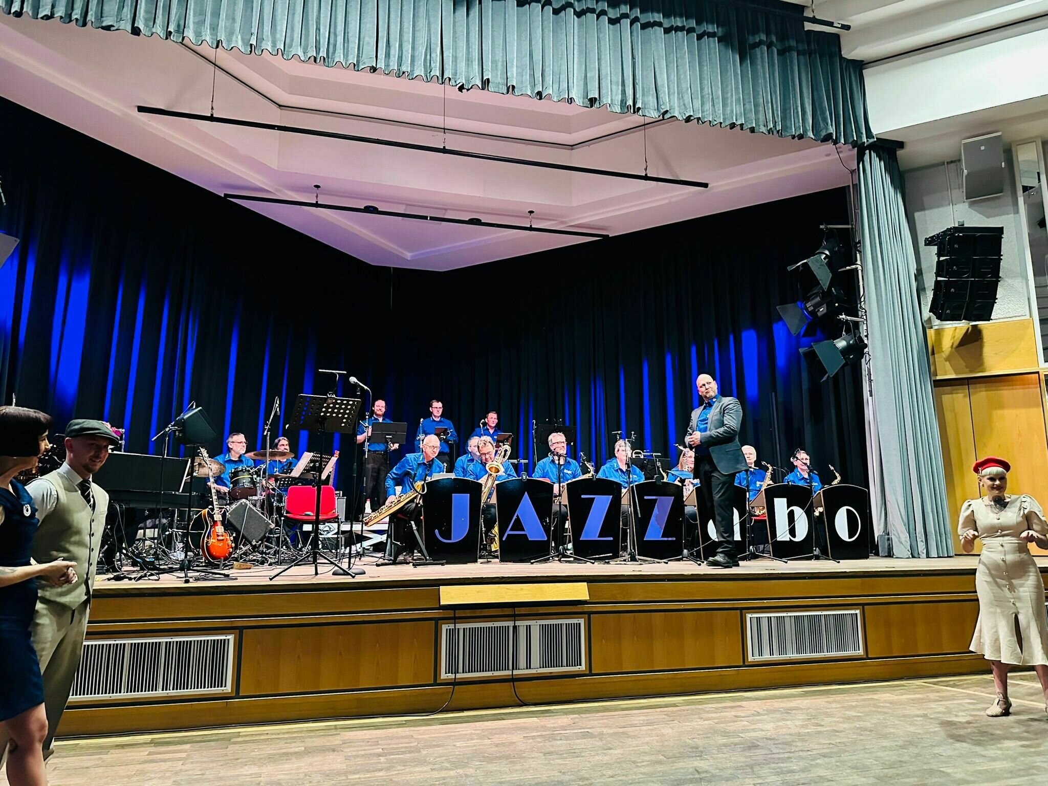 Außergewöhnliches Konzert in Rees: Die baJAZZo bot ein Tanzkonzert der ...