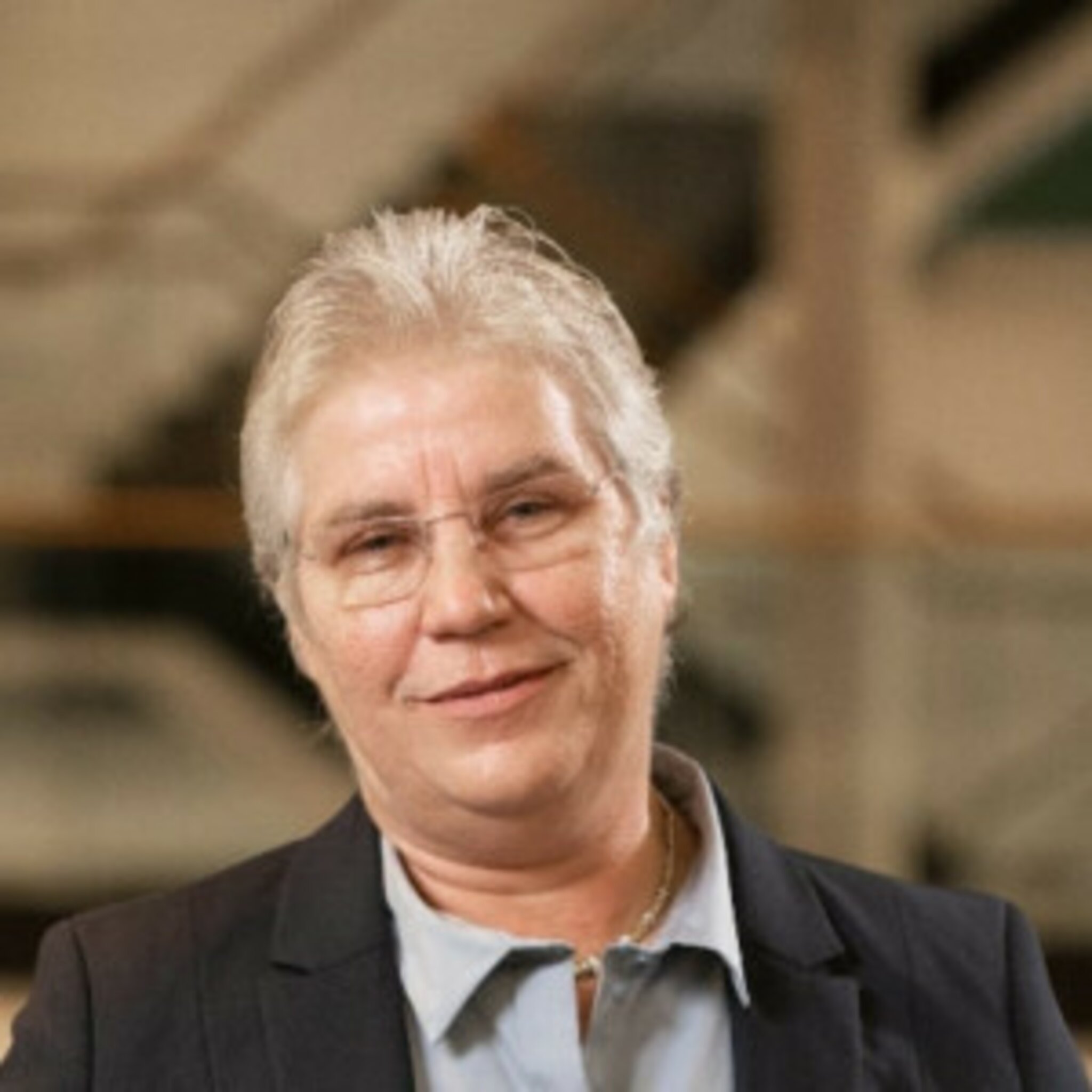 Tierschutz hier: Conny Keisel kandiert zur Europawahl - Gelsenkirchen