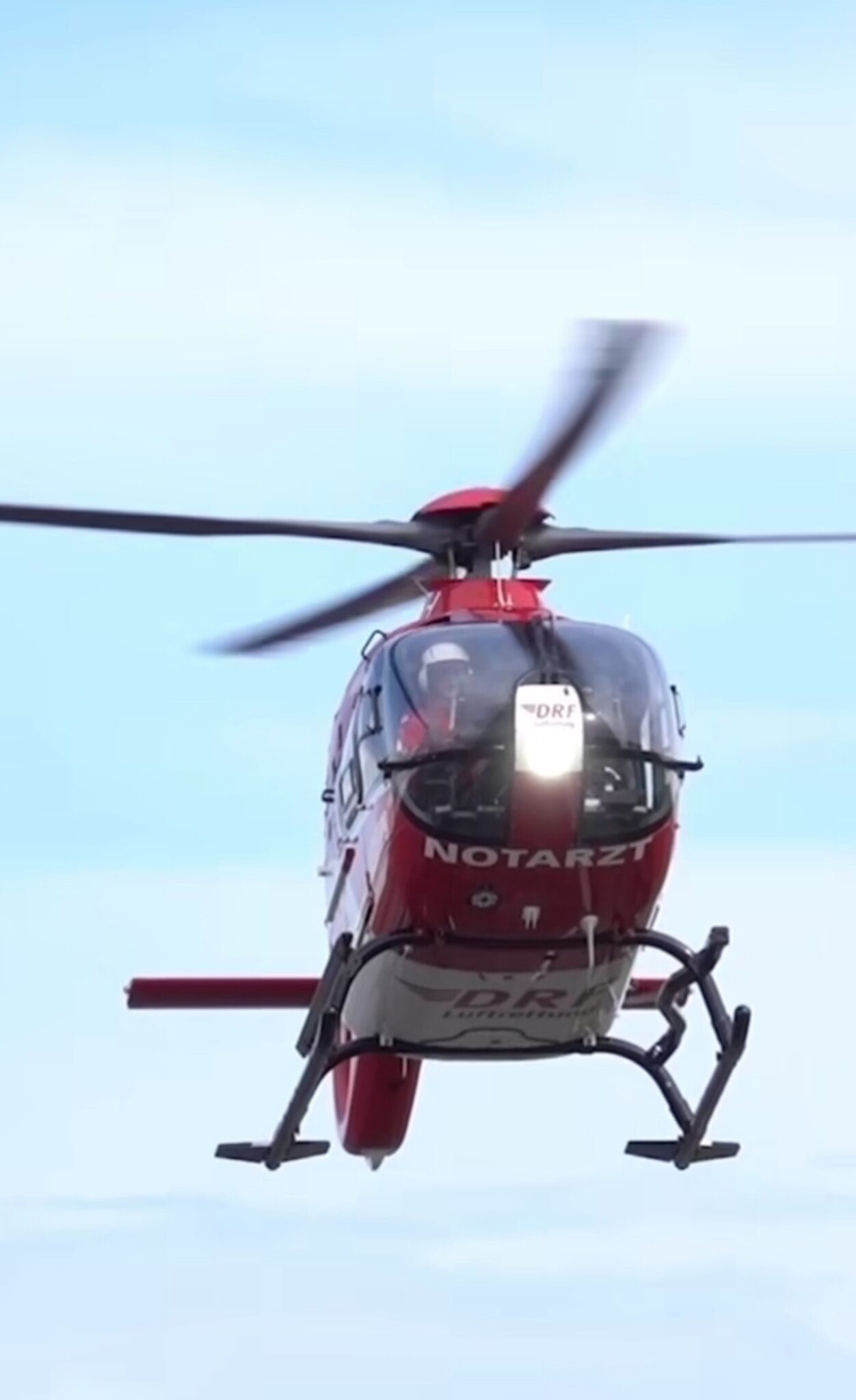 17 Jährige bei Unfall schwer verletzt: Rettungshubschrauber im Einsatz in Hamminkeln im Einsatz ...