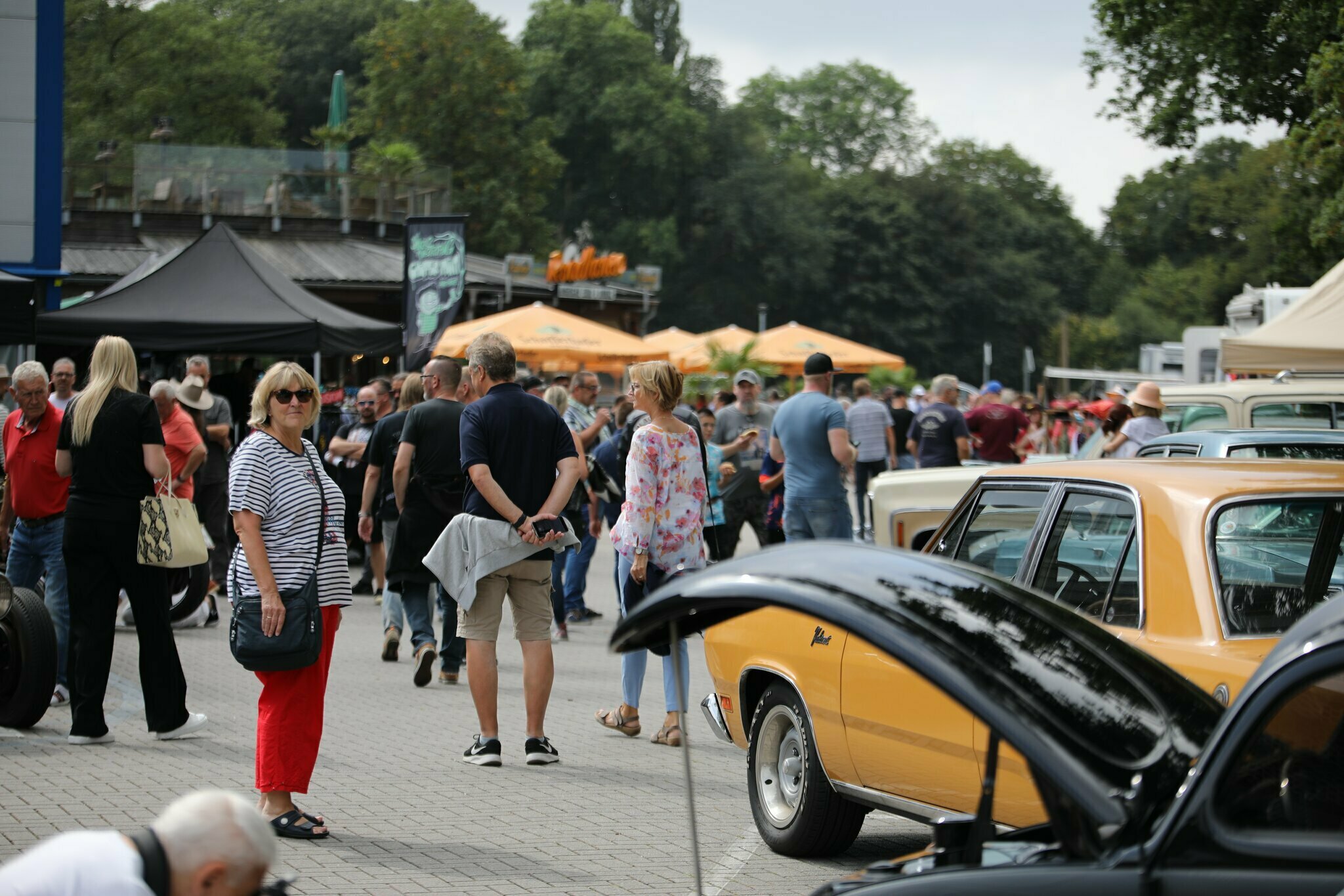 HOT RODS, CUSTOM CARS & BIKES UND KLASSIKER: Rumble & Thunder am – 03.08.24 bei Thunderbike in ...