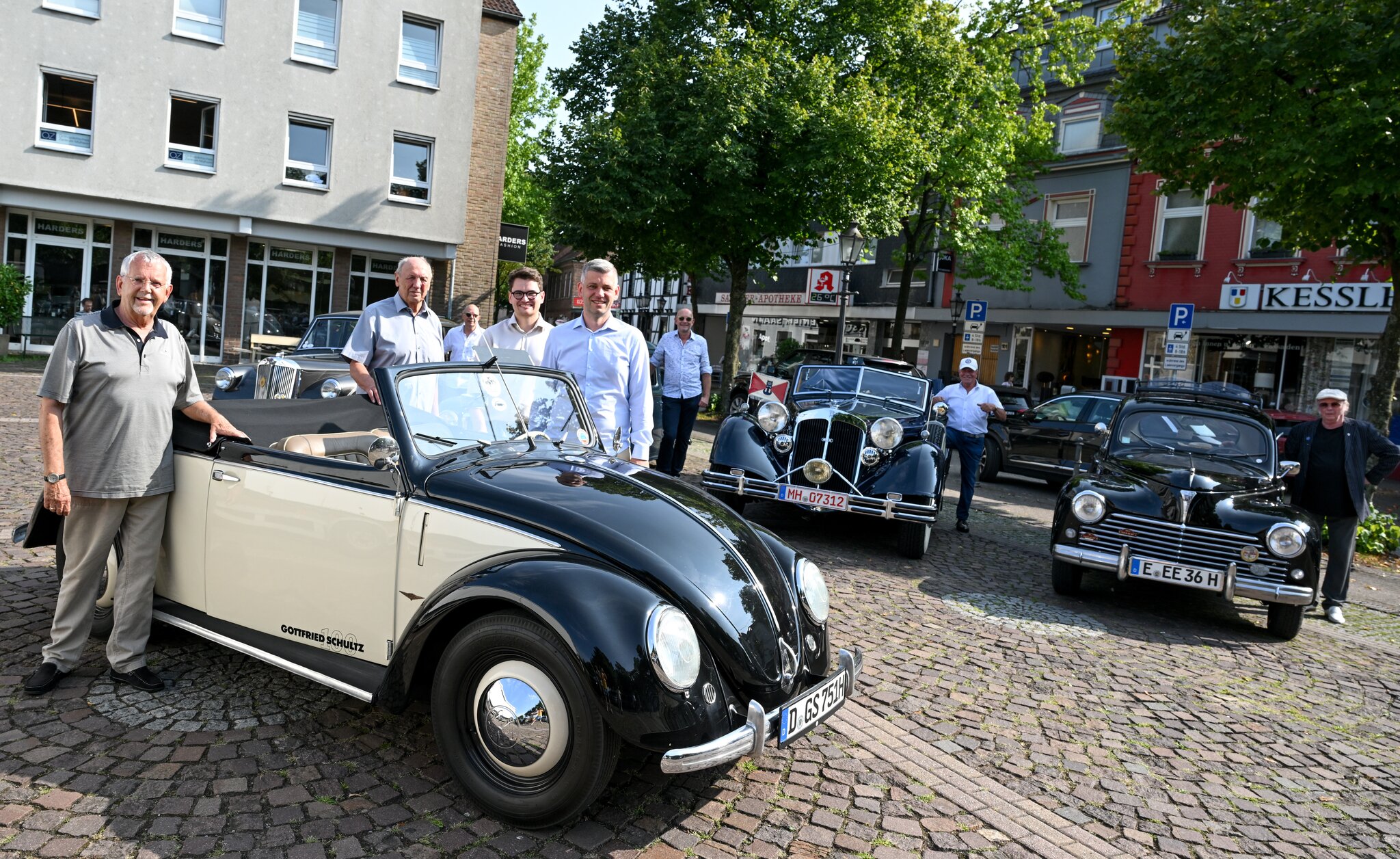 Saarn: Das Dorf lädt zum Oldtimer-Cup - Mülheim an der Ruhr