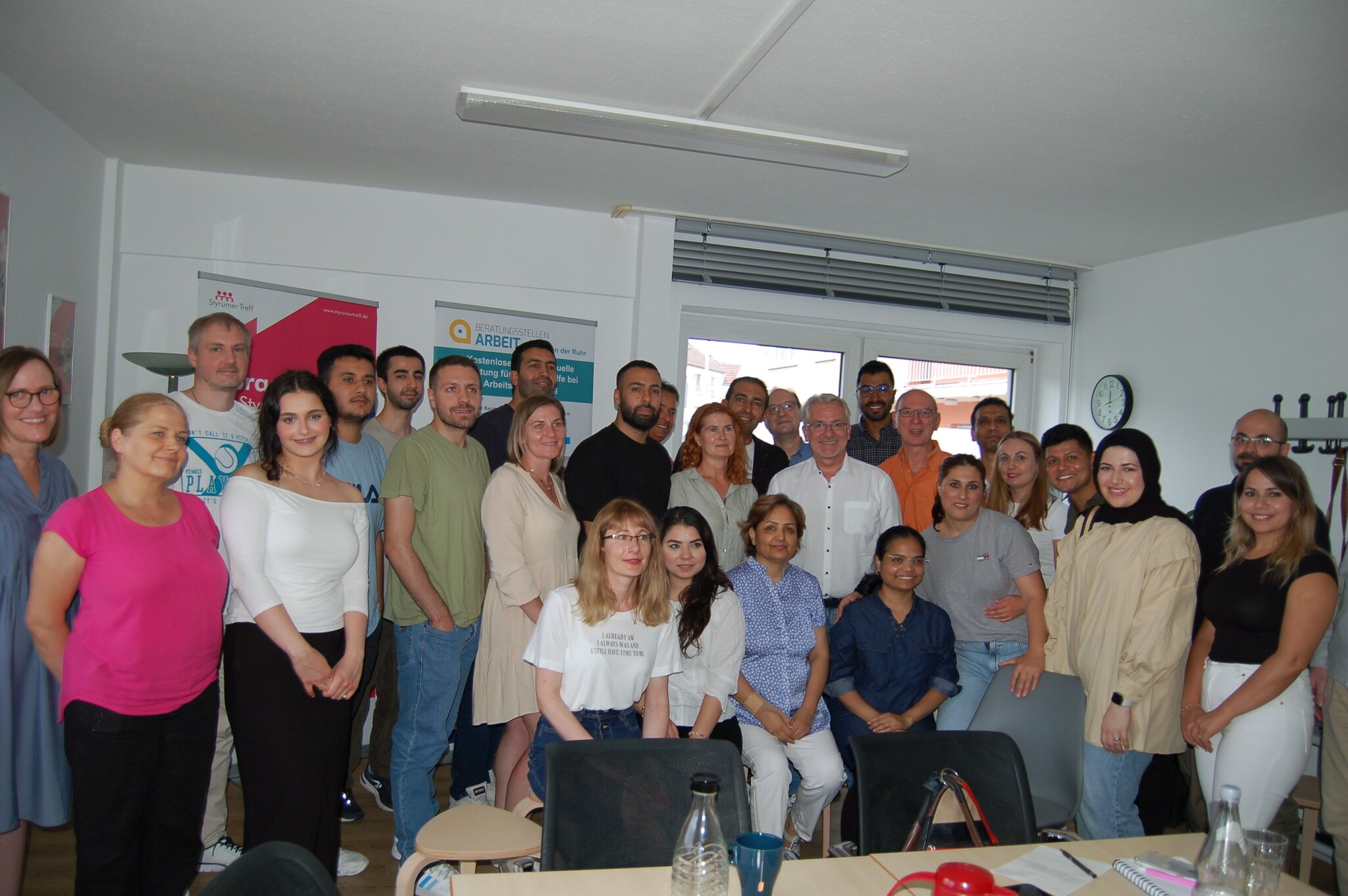 Sommertour Teil 2: Der OB besucht die Beratungsstelle am Rosenkamp ...