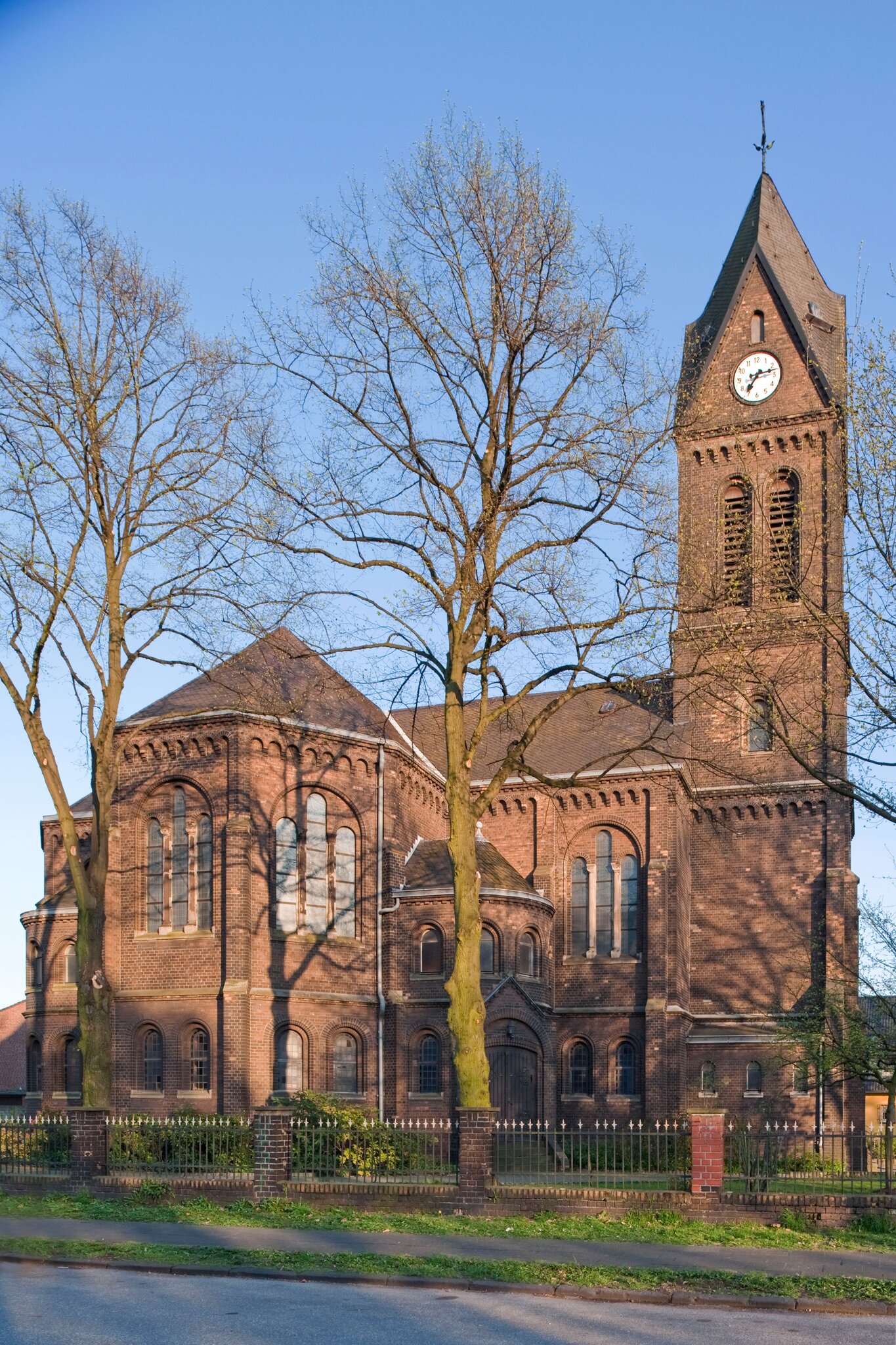 Rheingemeinde lädt zum Tag des Offenen Denkmals: Der Wanheimer Kirche ...