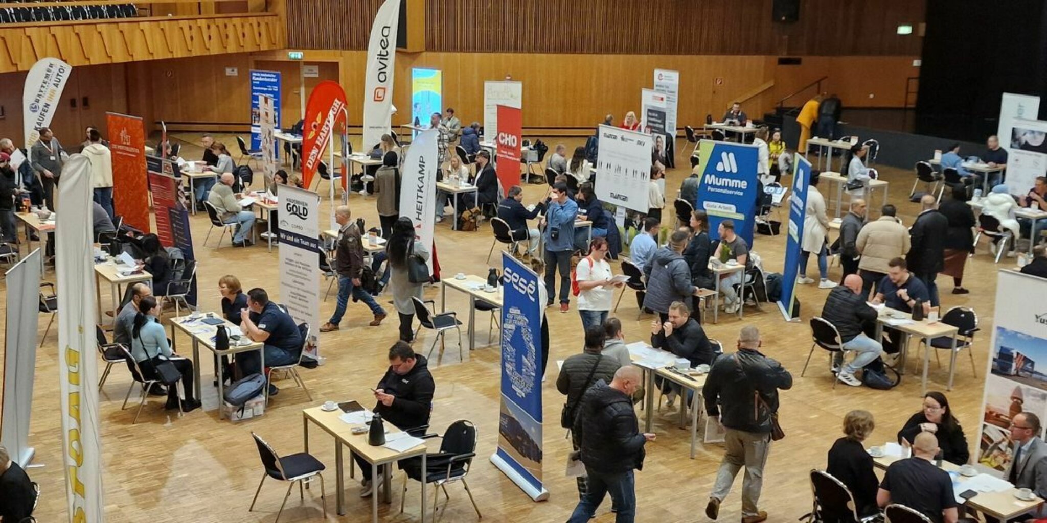 Jobcenter Oberhausen: Jobsuche im 10-Minuten-Takt beim Job-Speed-Dating ...