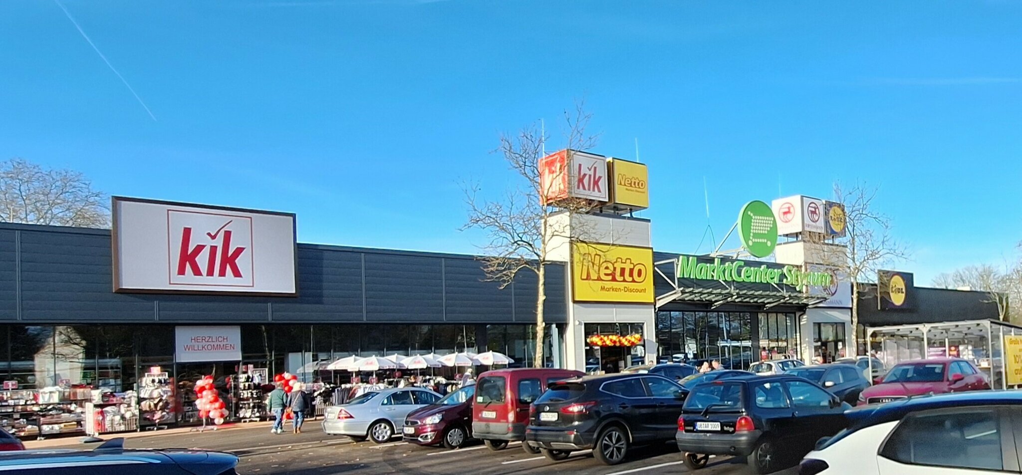 Neueröffnung Marktcenter Styrum: Bürgerbus fährt stündlich dahin ...