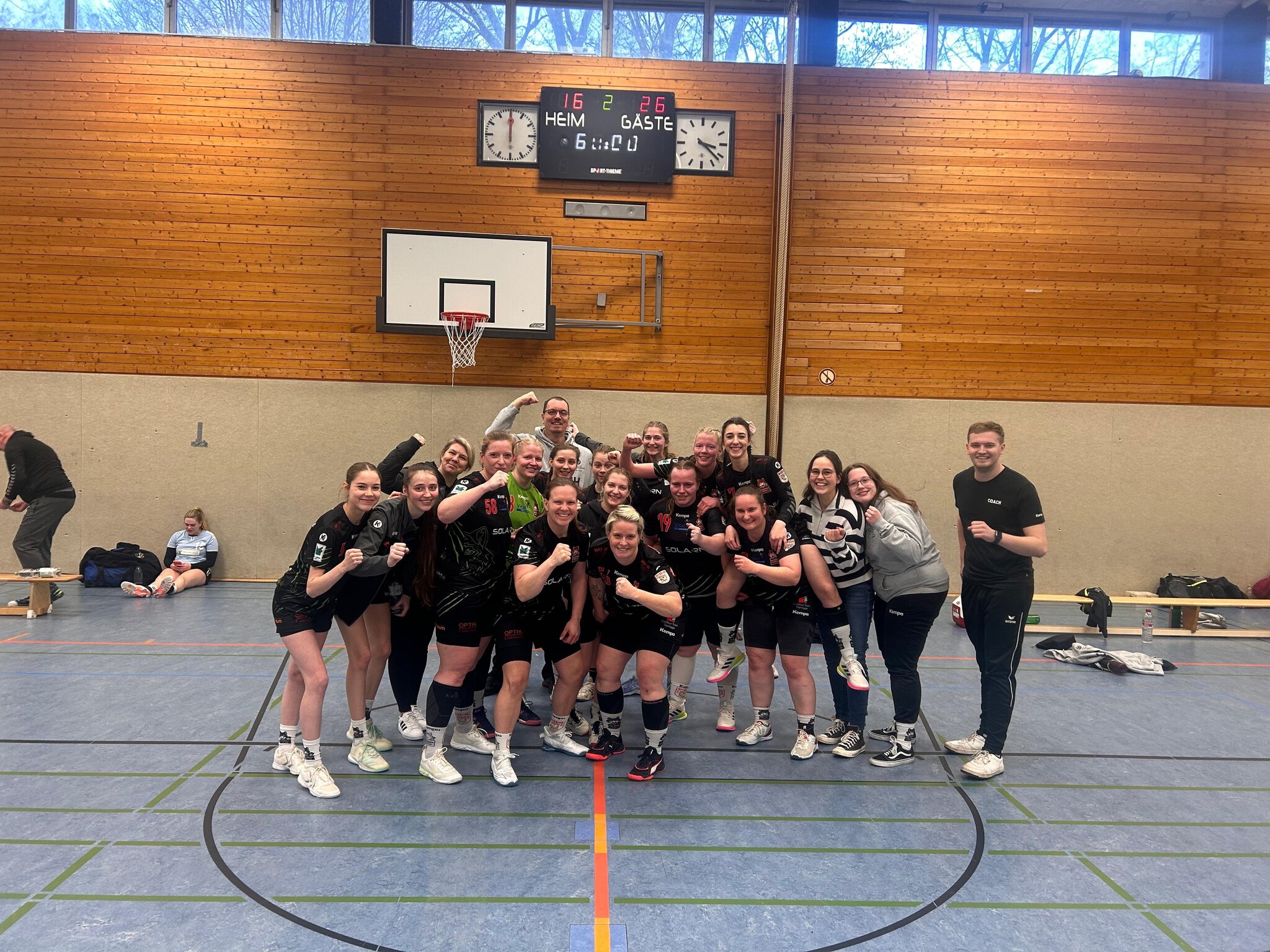 Hildener Wölfe mit souveränen Auswärtssieg: #handballHATpower