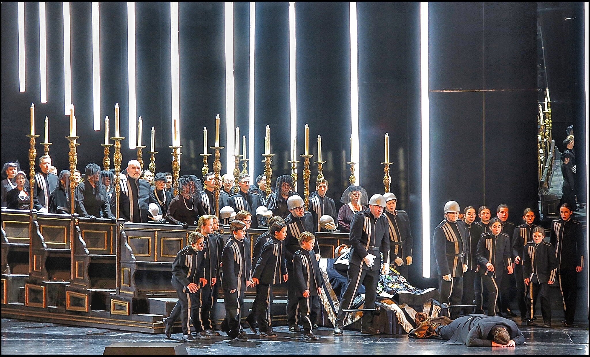 Oper in drei Akten, Essener Philharmonie: TOSCA...und ewig lockt das ...