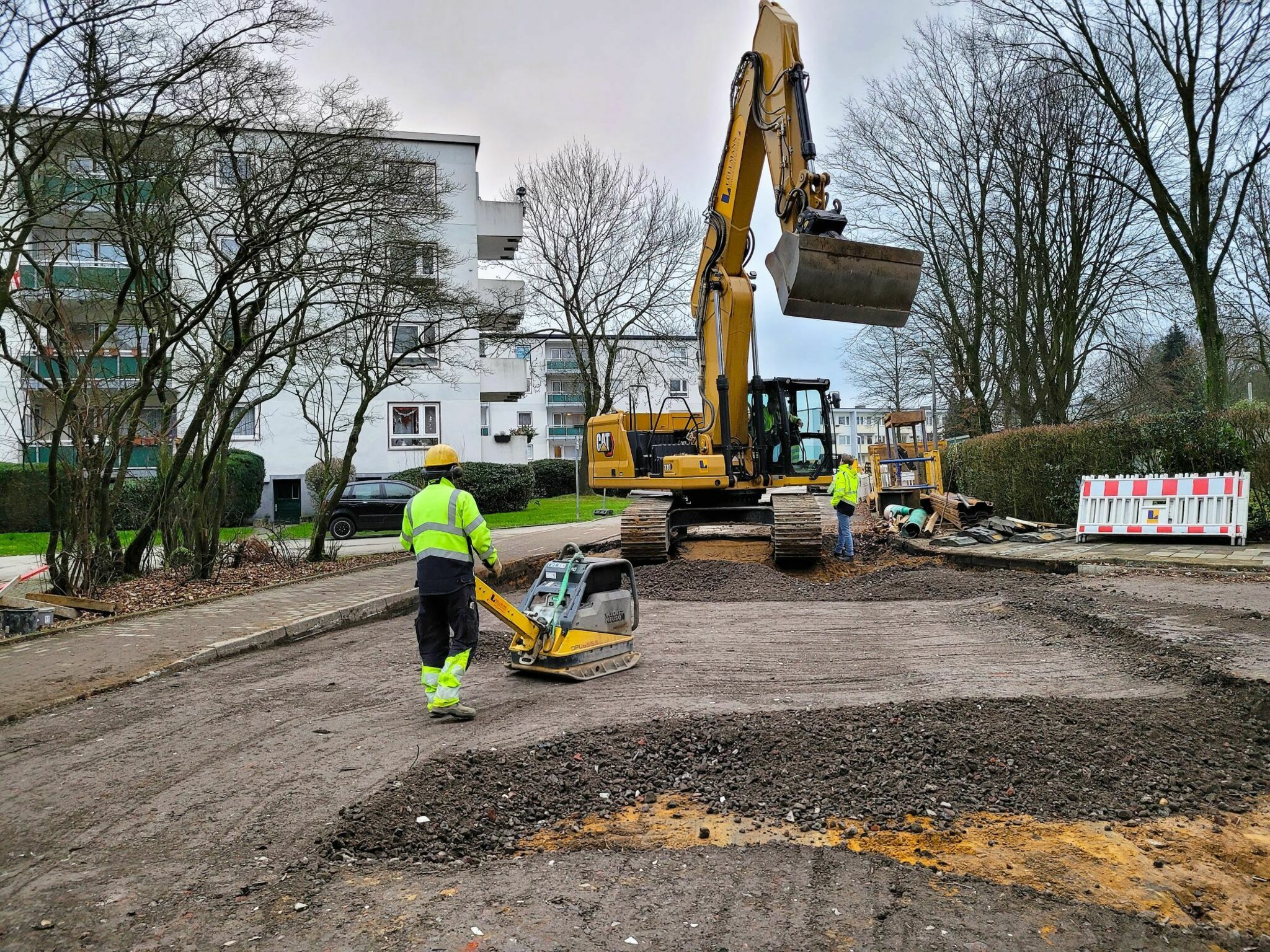 Wiener Straße in Marl: Die ersten 130 m Kanal sind verlegt - Marl