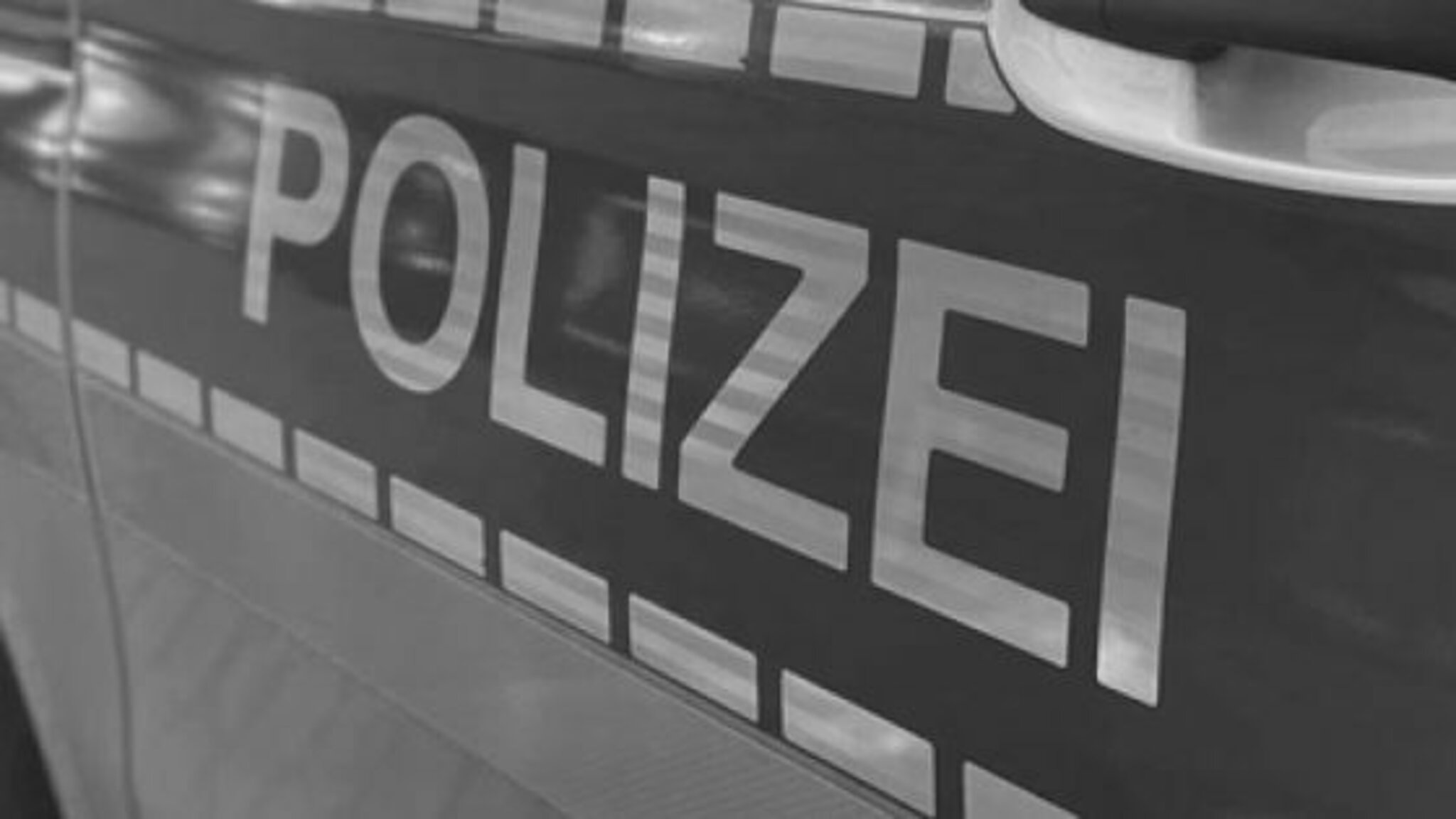 Auto in Menschengruppe, gefahren 20 Verletzte - Marl