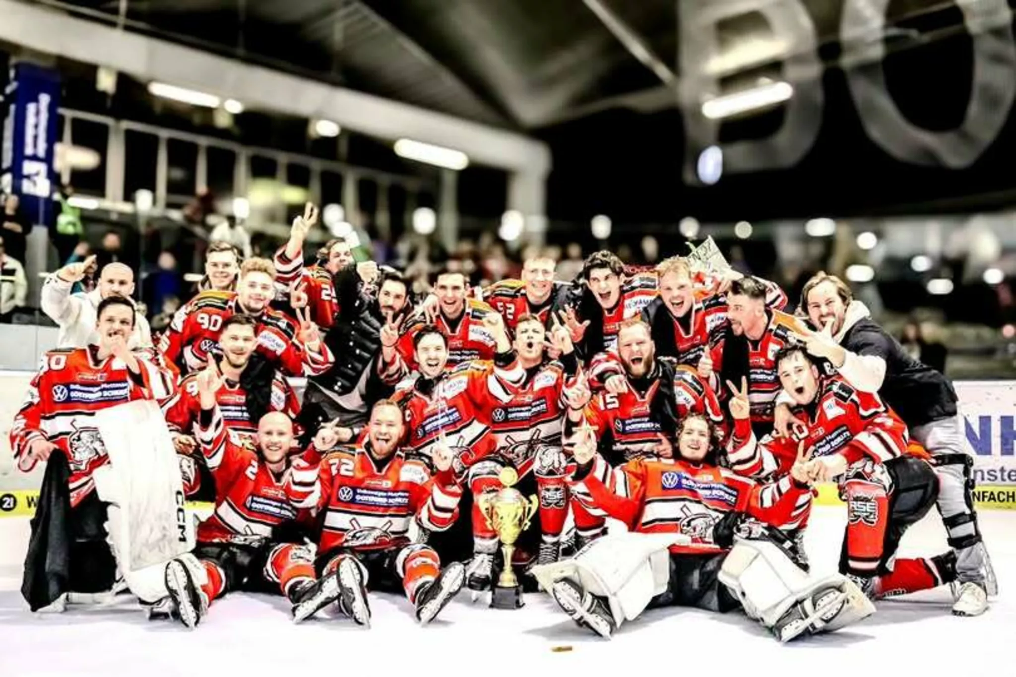 Eishockey Regional-Liga Meister 2025 Ratingen: Ratinger Aliens Meister ...