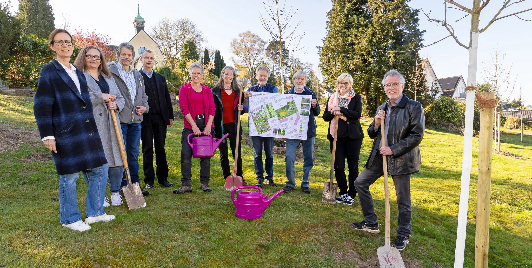 Evangelische Kirche in Essen: Hier entsteht der Ruhehain Kupferdreh ...