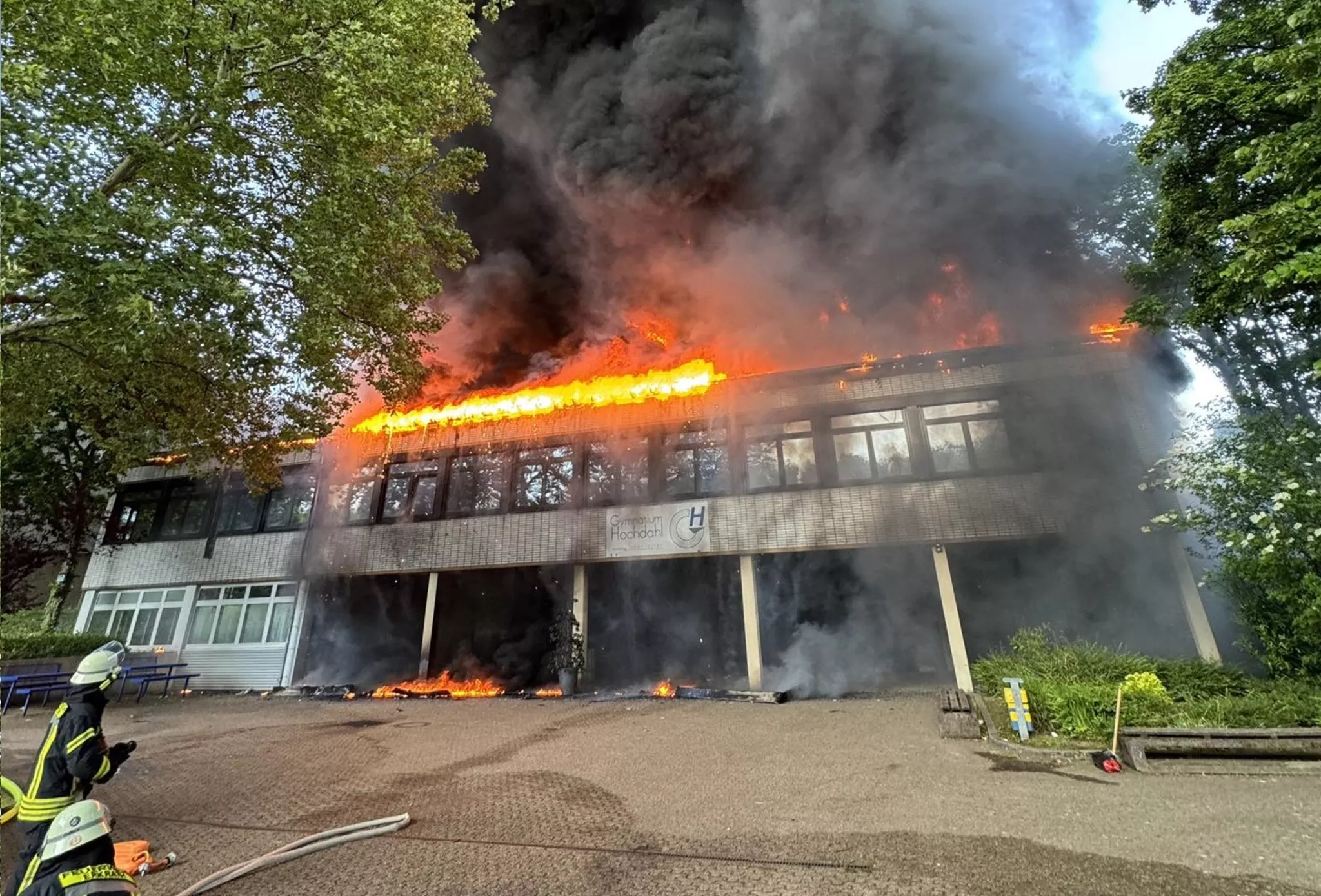 Schulgebäude:: Was folgt aus dem Großbrand in Erkrath für Düsseldorf ...