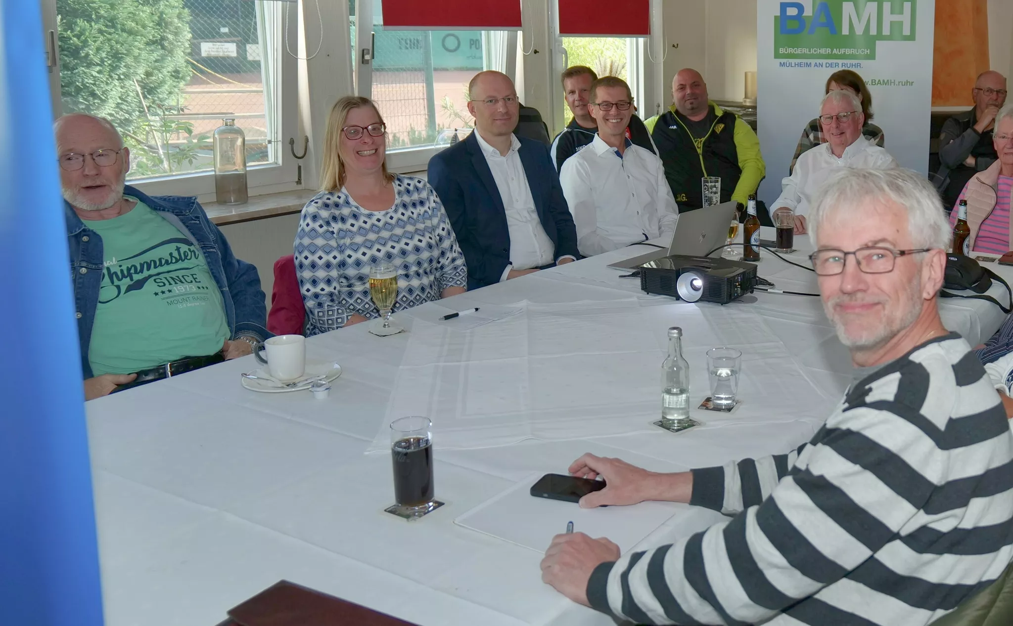 Politik, Mülheim-Dümpten, BAMH: Gartencenter statt Sportanlage in ...