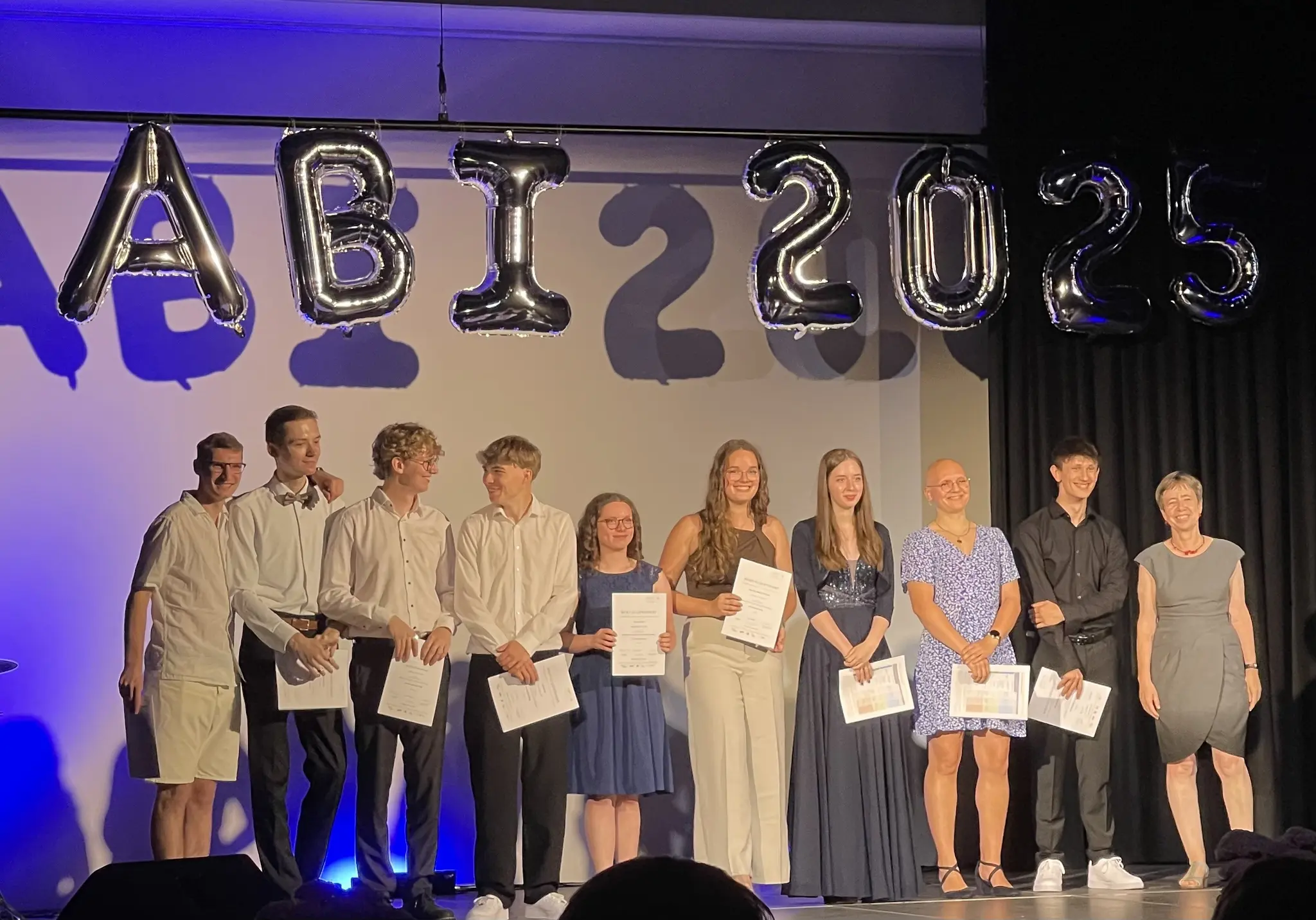 Gymnasium Holthausen Abitur MINT-Zertifikate: Neun MINT-EC-Zertifikate ...