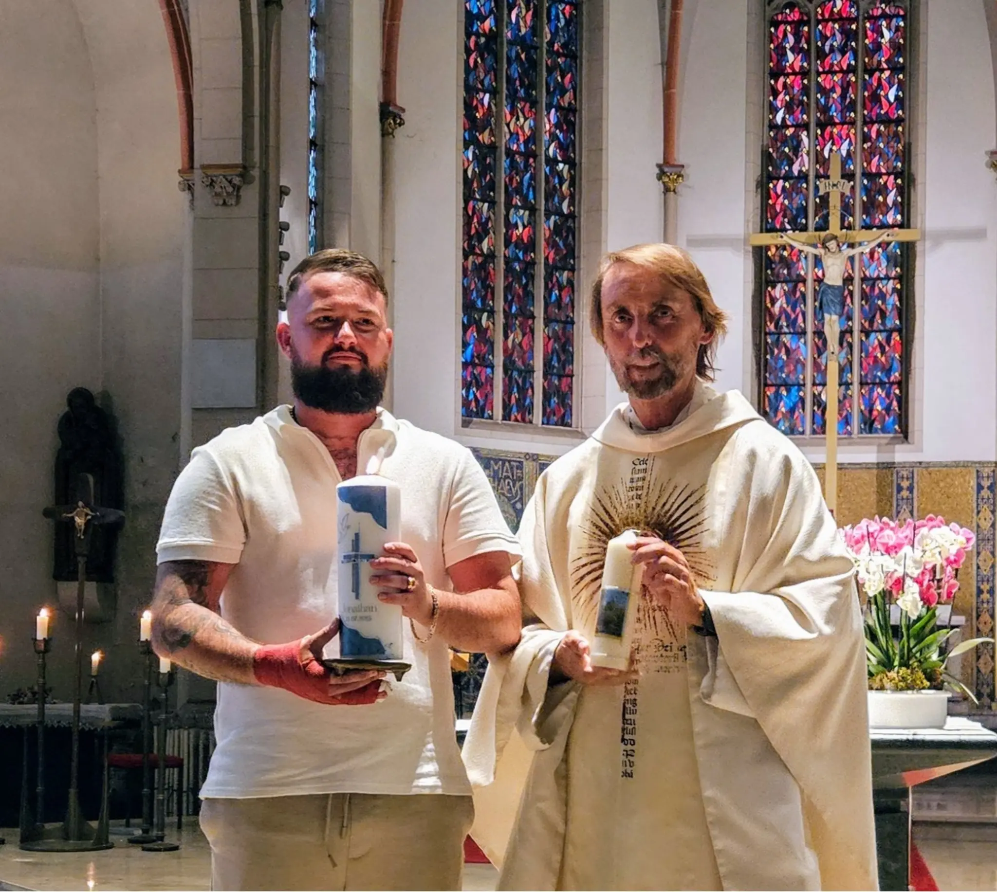 Kirche: Mitten ins Herz: Erwachsenentaufe bewegt Gemeinde - Duisburg