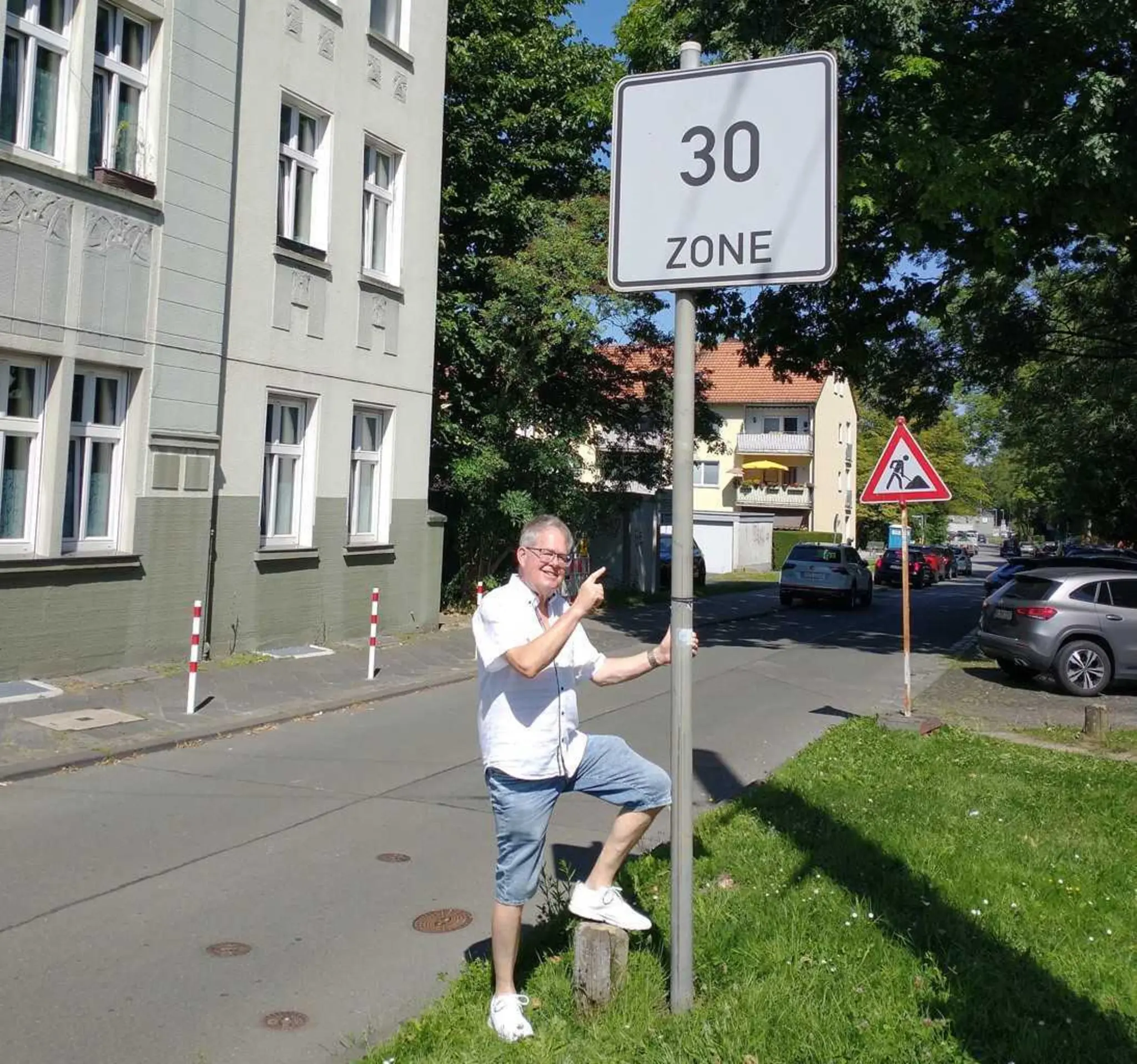 Mehr Sicherheit für die Bruchspitze: 30er-Zone endlich sichtbar machen ...