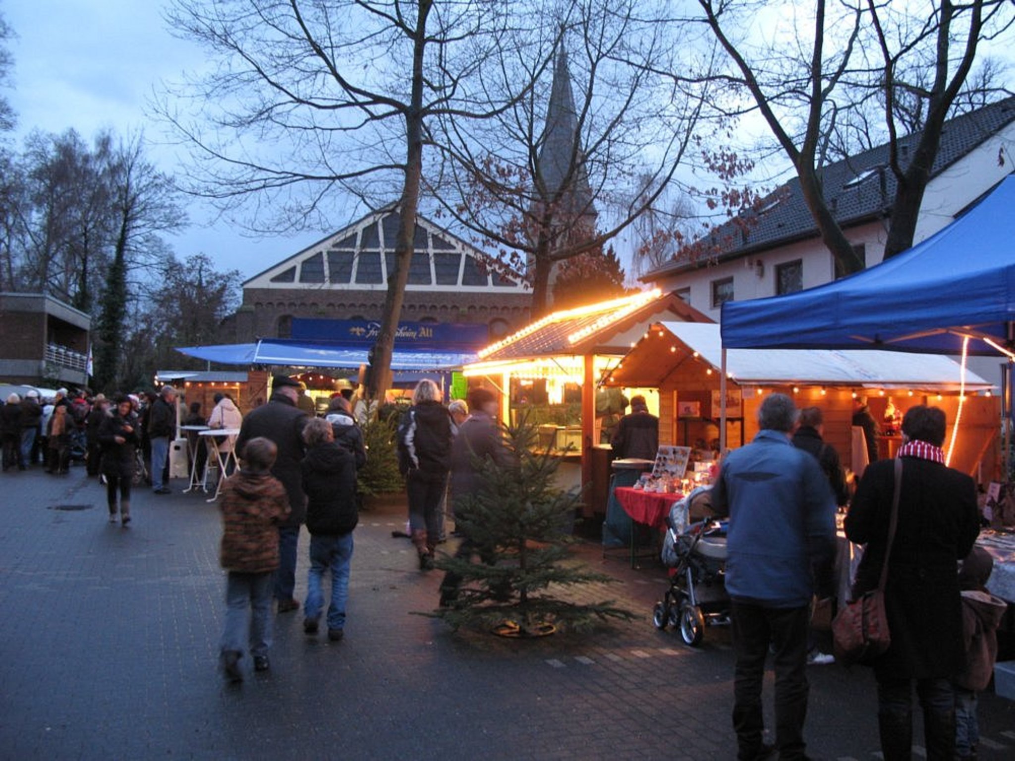 13. Baumberger Nikolausmark - Dorfplatz Baumberg